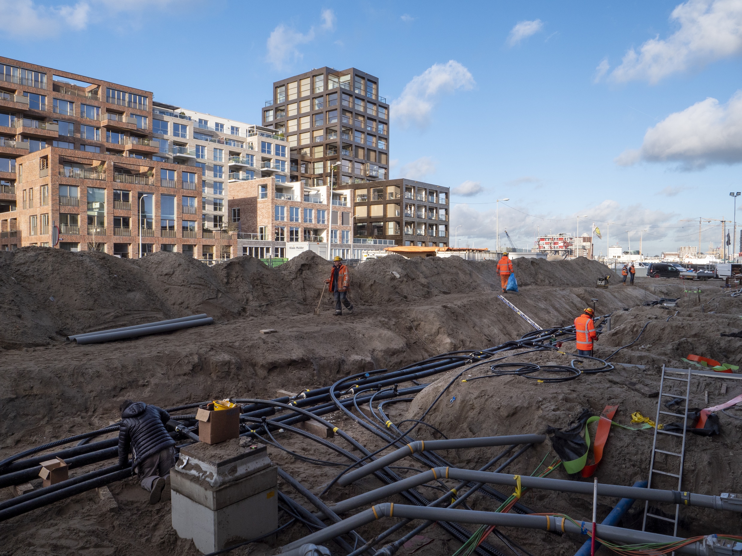 Jetten wil ingrijpen tegen ontsporende energierekening van stedelijke ...