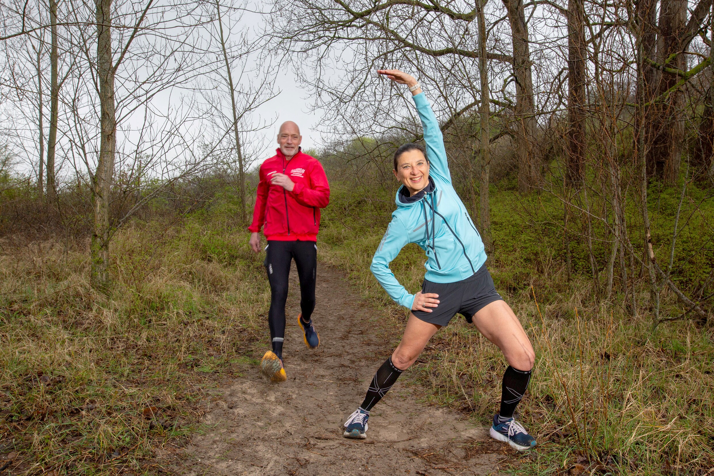 Iedereen zijn eigen motivatie voor de marathon van Rotterdam. ‘De mensen langs de kant slepen je ...