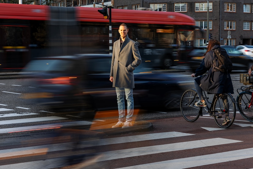 Filosoof en cabaretier Tim Fransen: ‘Onze tijd vraagt om bescheiden ...