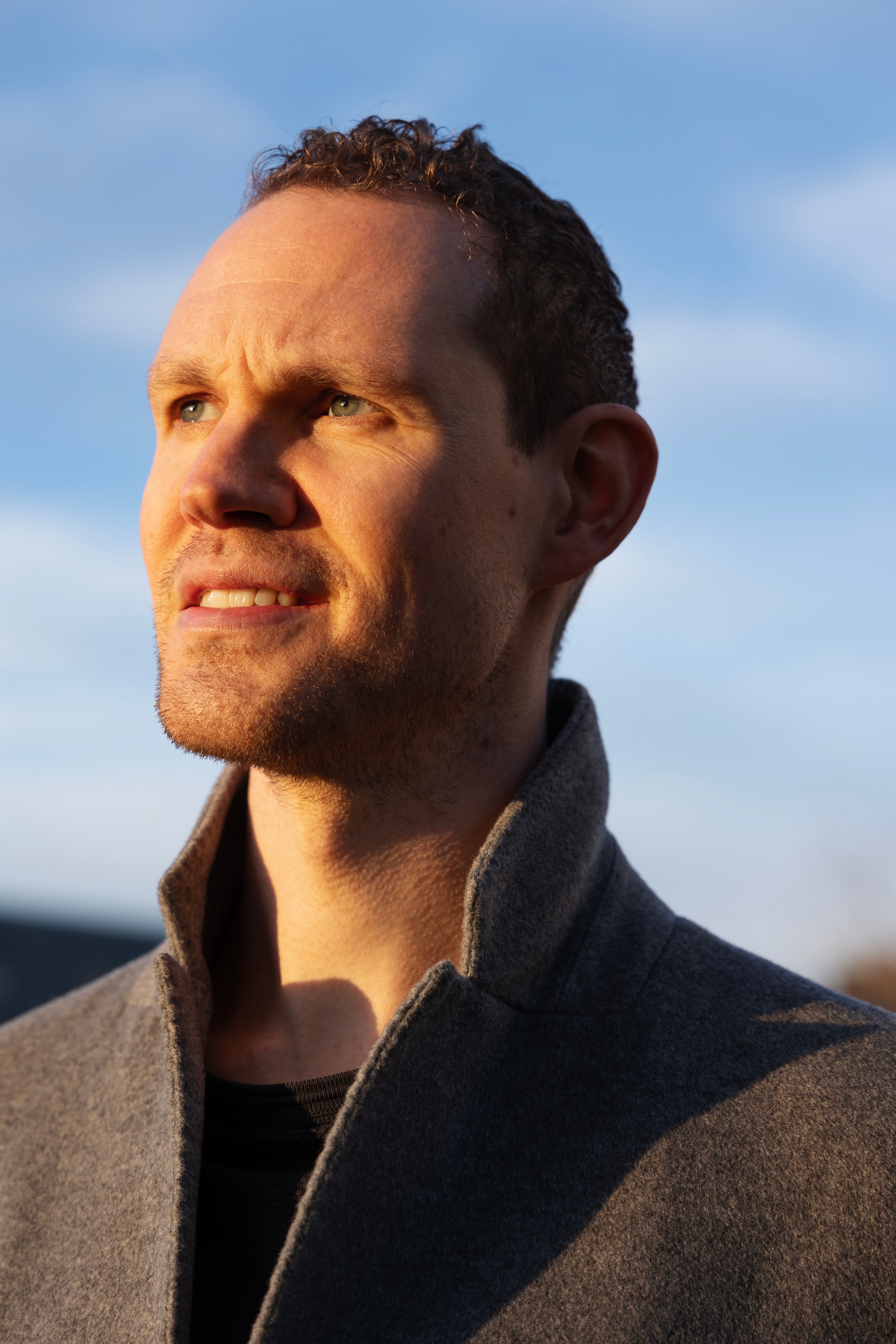 Filosoof en cabaretier Tim Fransen: ‘Onze tijd vraagt om bescheiden ...