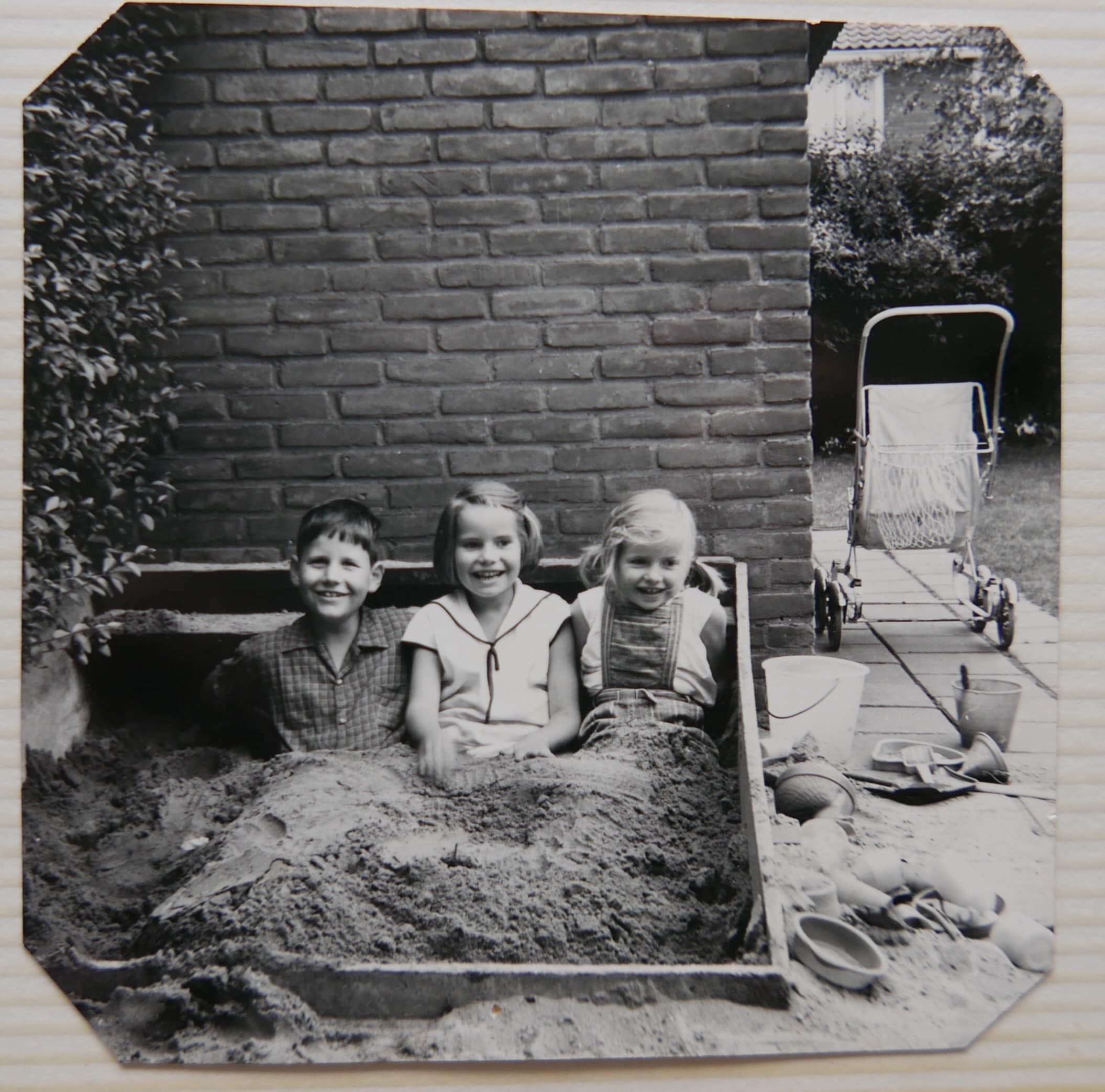 Kunstenaar Lizan Freijsen (1960-2024) boog het lelijke om naar pure ...