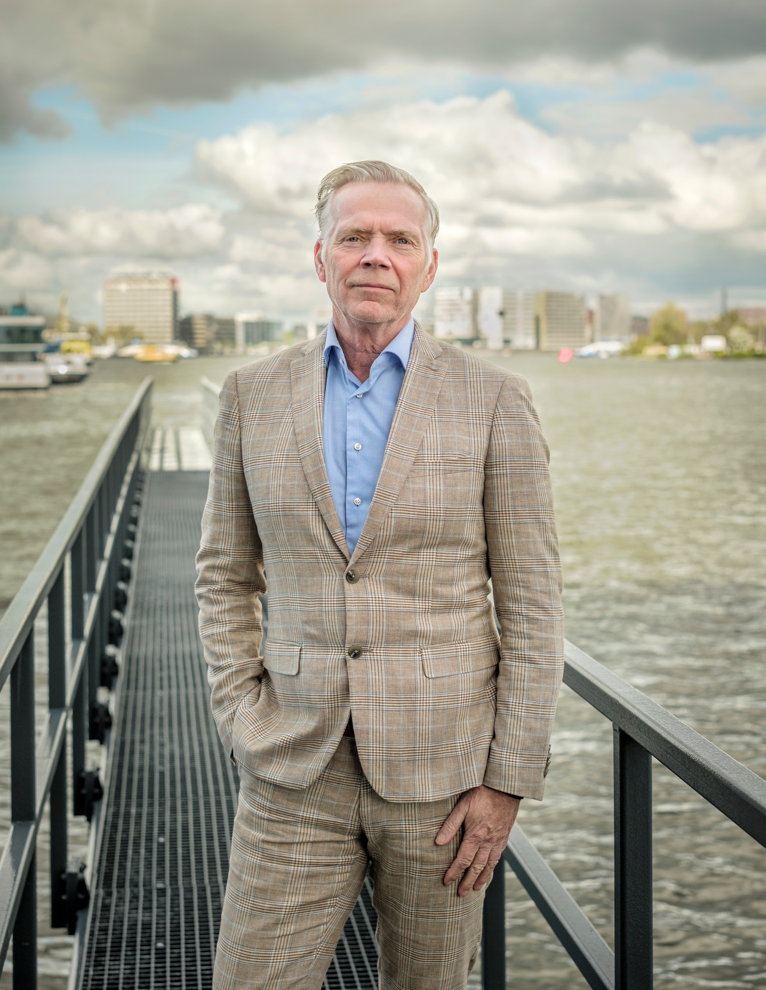 Cees van der Laan neemt afscheid als hoofdredacteur. ‘Ik ben wel een ...