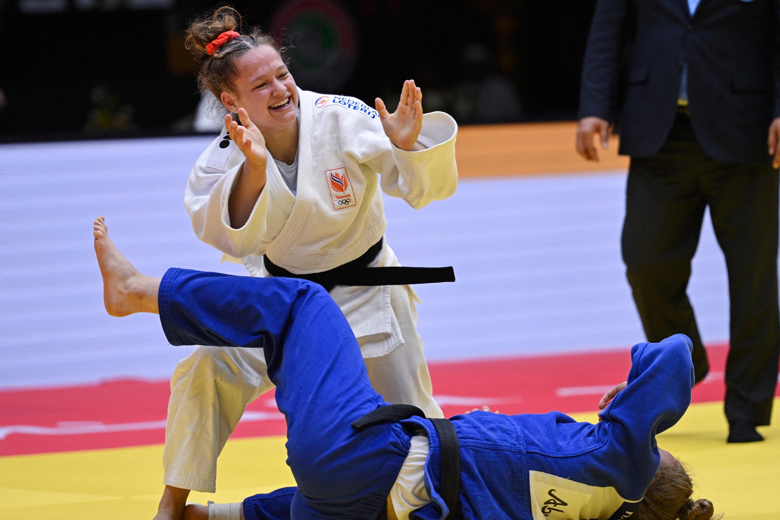 Judoka Joanne van Lieshout verovert wereldtitel in Abu Dhabi | Trouw