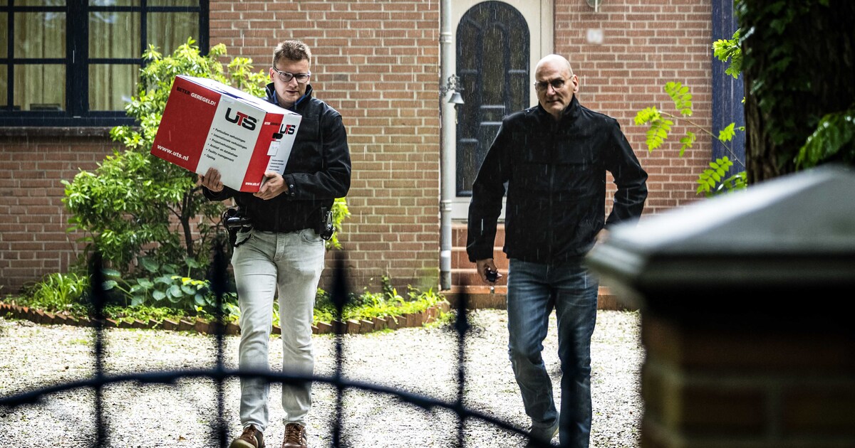 Fiod doet inval bij woning PVV-senator Gom van Strien | Trouw