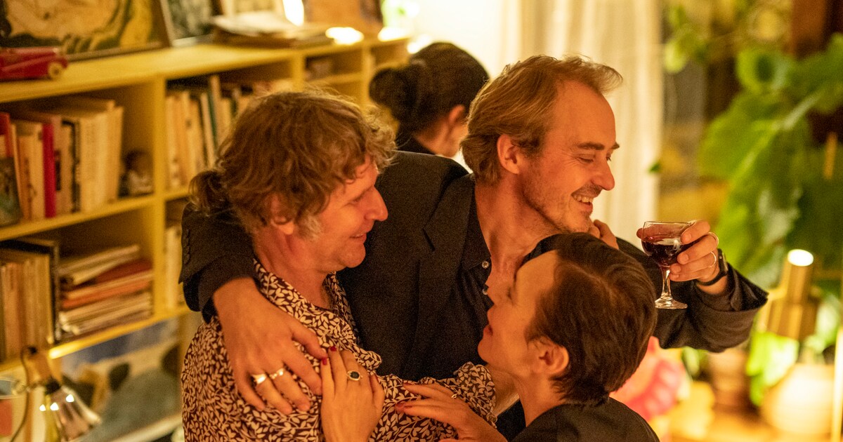 Recensie: ‘Together 99’ is een feestelijk weerzien met een commune uit ...