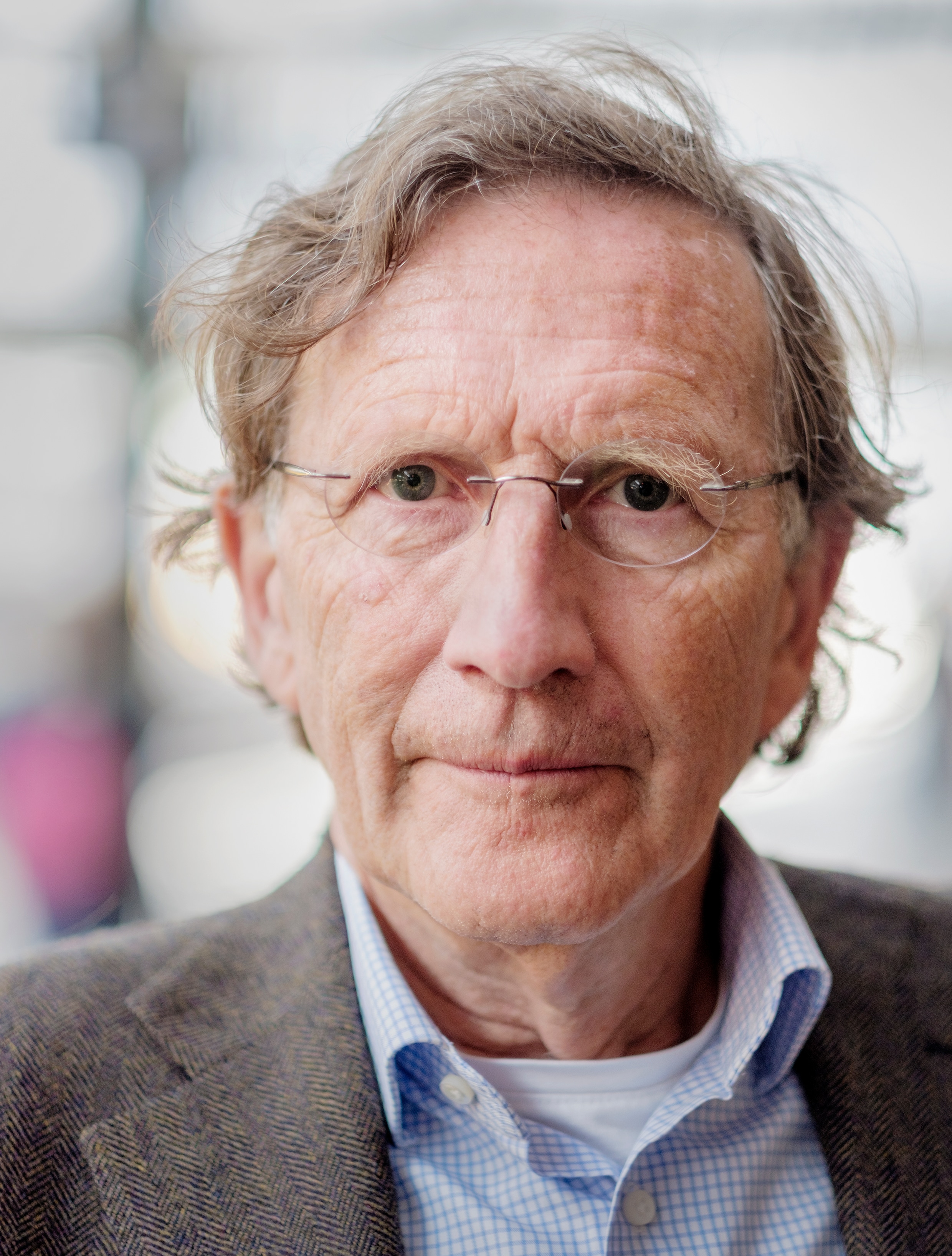 Oud-senator Joris Backer over de stand van de democratie in Nederland ...