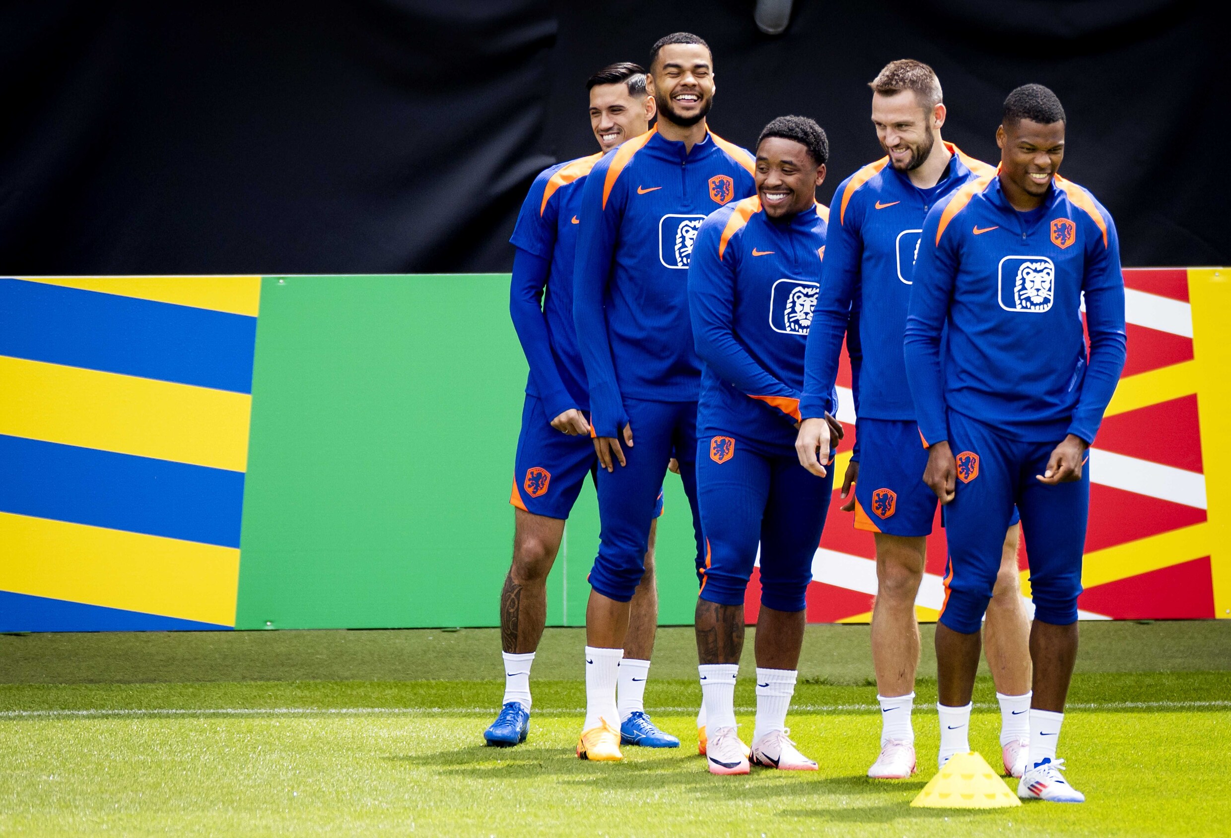 Wat de eenheid in Oranje waard is, zal pas blijken onder hoge druk | Trouw