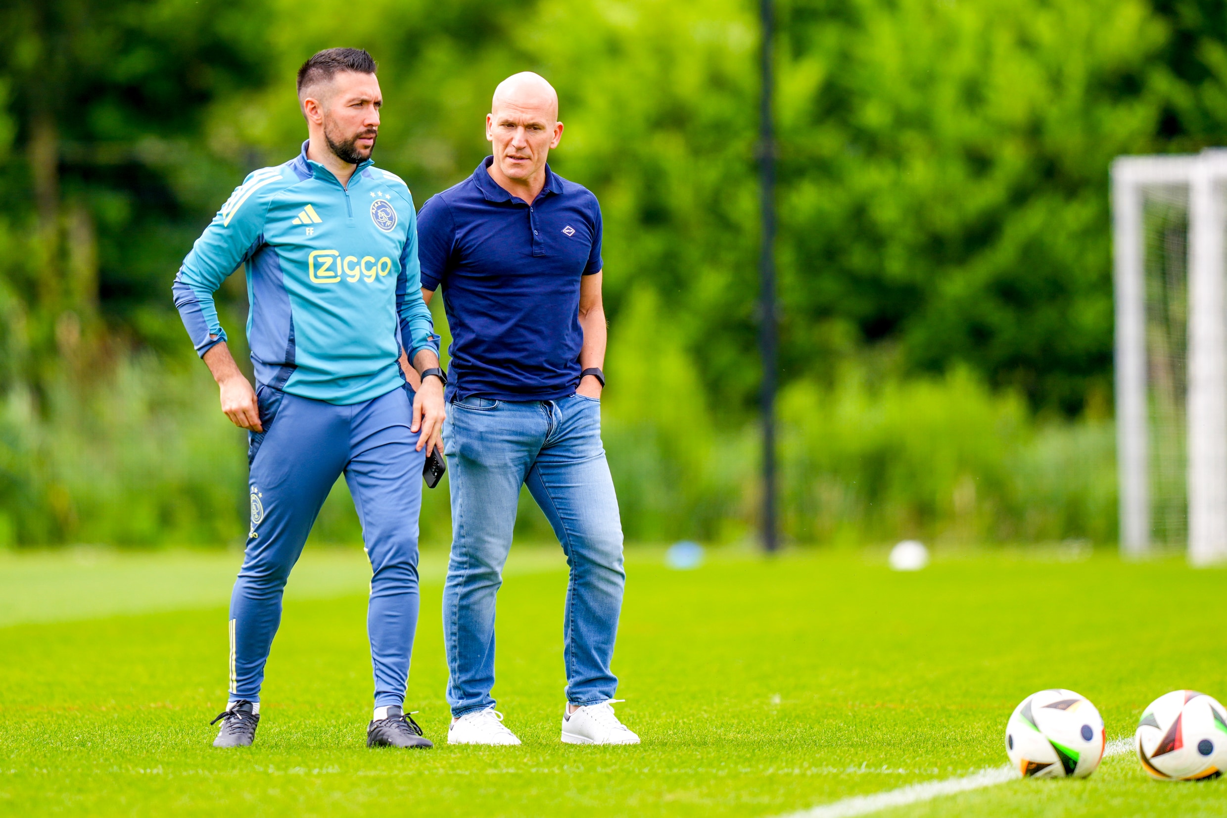 Onrust bij Ajax lijkt terug na vertrek van trainer Farioli | Trouw