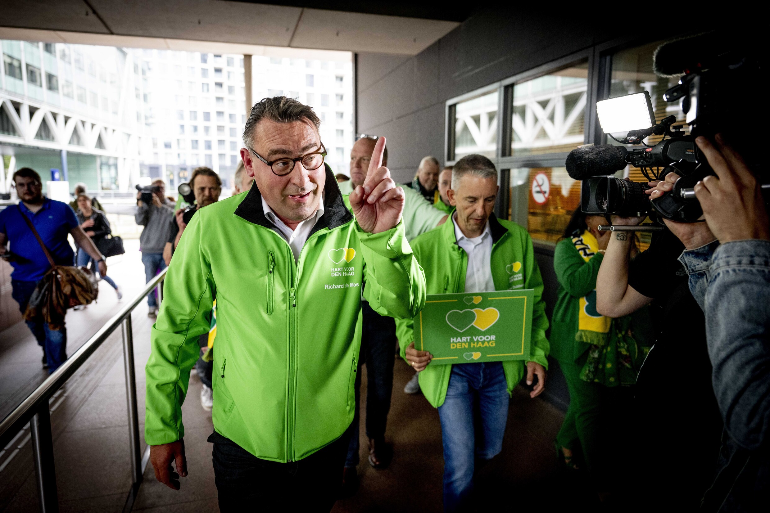 Richard de Mos ook in hoger beroep vrijgesproken van corruptie | Trouw