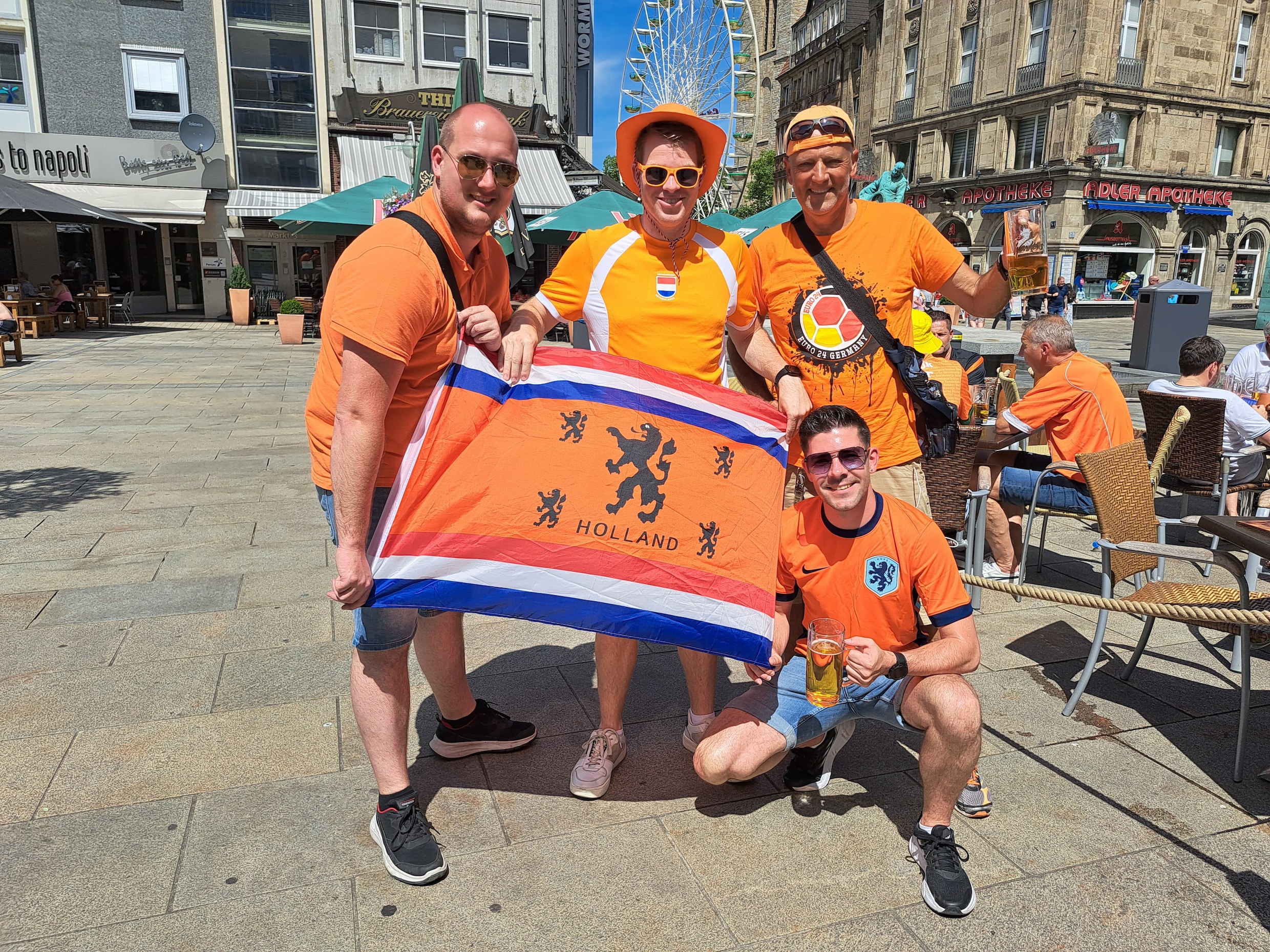 Oranje-invasie in Dortmund: ‘Leefden we maar altijd in zo’n bubbel’ | Trouw