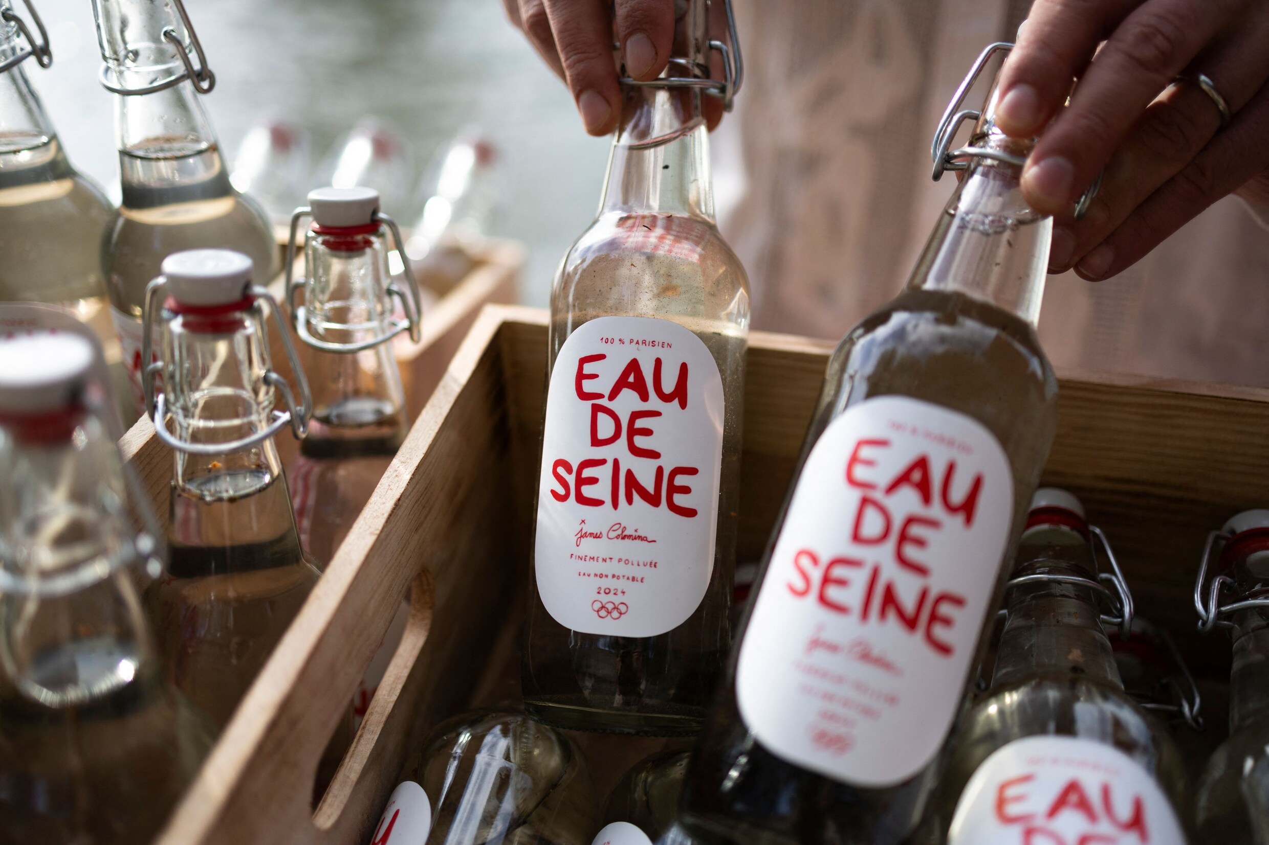 Zwemmen olympiërs straks tussen de kadavers in de Seine? | Trouw