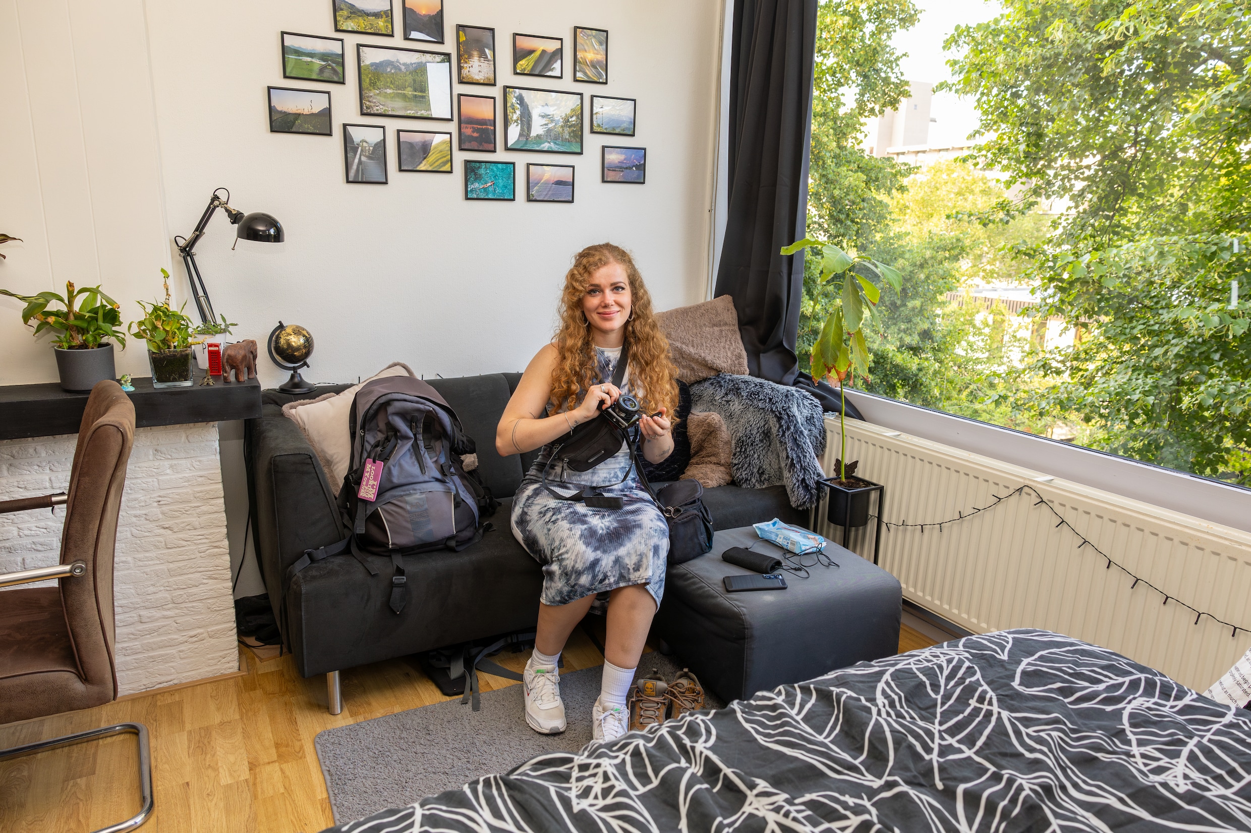 Annabella Rijksen (26) geeft grotendeels geld uit aan piercings ...