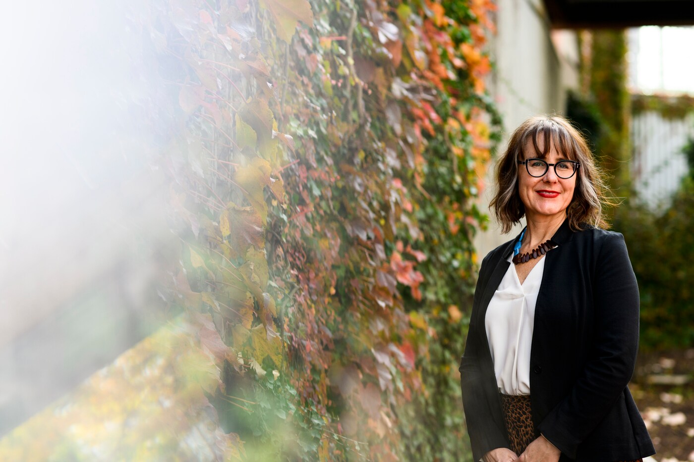 Liz Bucar: ‘Westerlingen consumeren yoga en meditatie als een ...