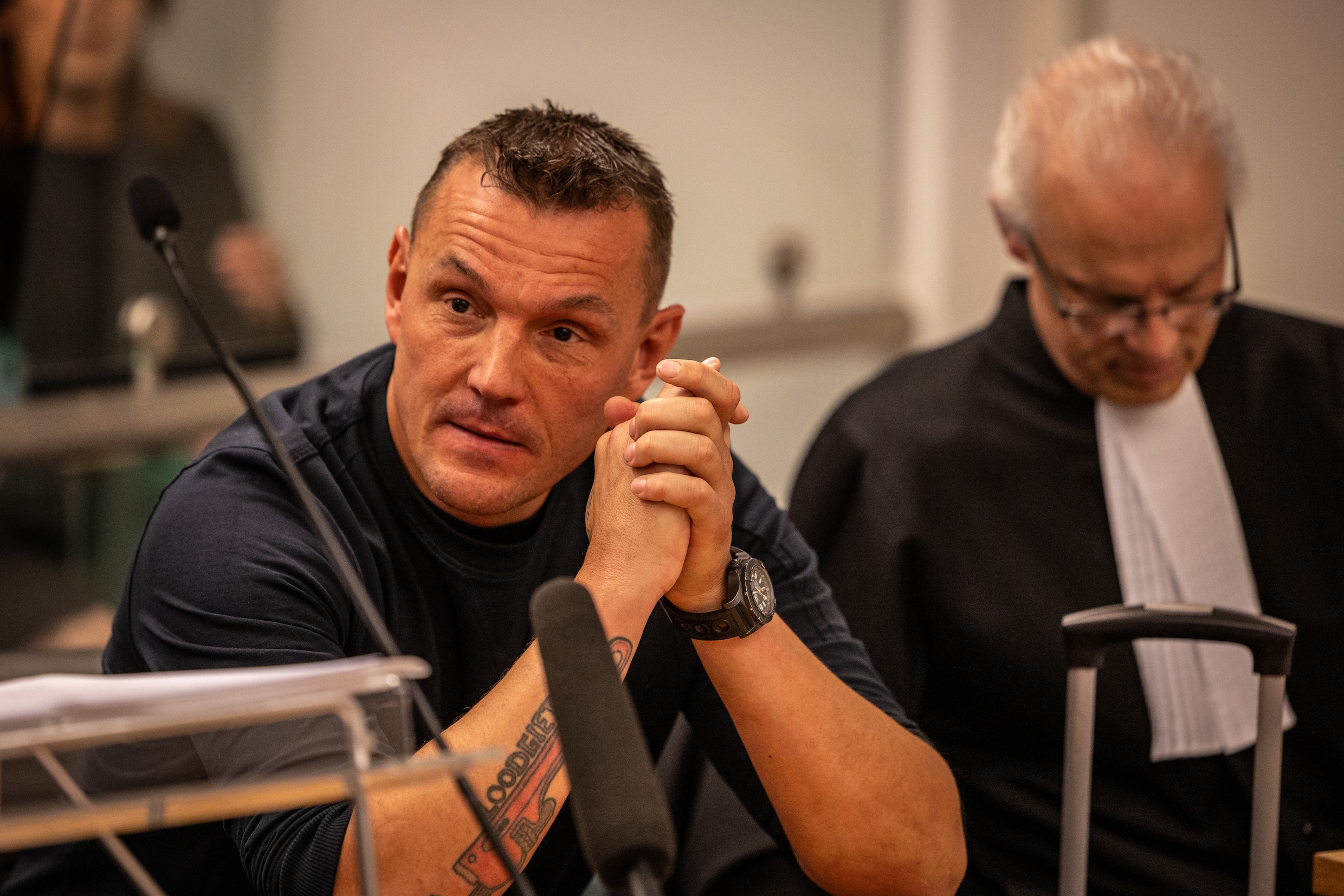 Het motief voor alle aanslagen op de Vlaardingse loodgieter? De politie ...