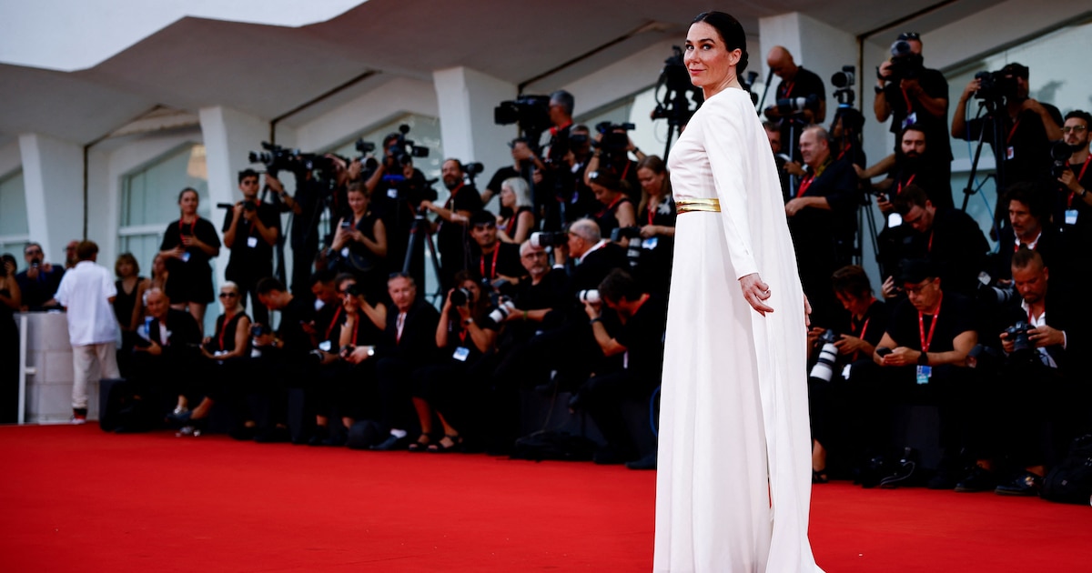 Halina Reijn gooit met haar ‘Babygirl’ hoge ogen in Venetië. ‘Een scherpe en sexy film’ | Trouw