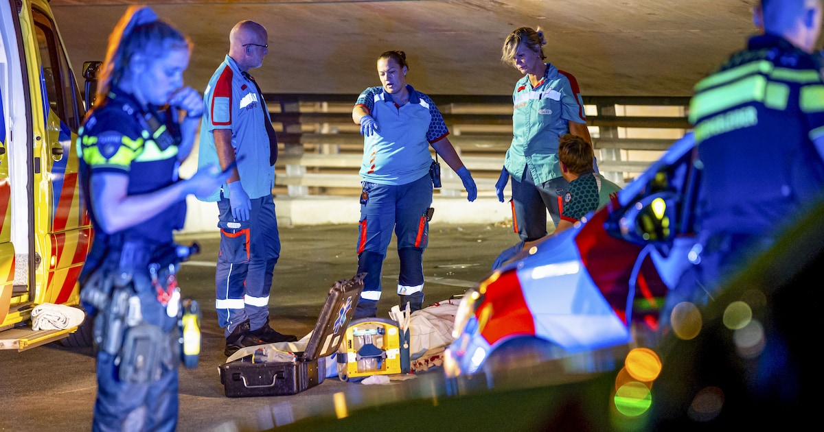 Dode en zwaargewonde bij steekincident Rotterdam, dader zou ‘Allahu ...