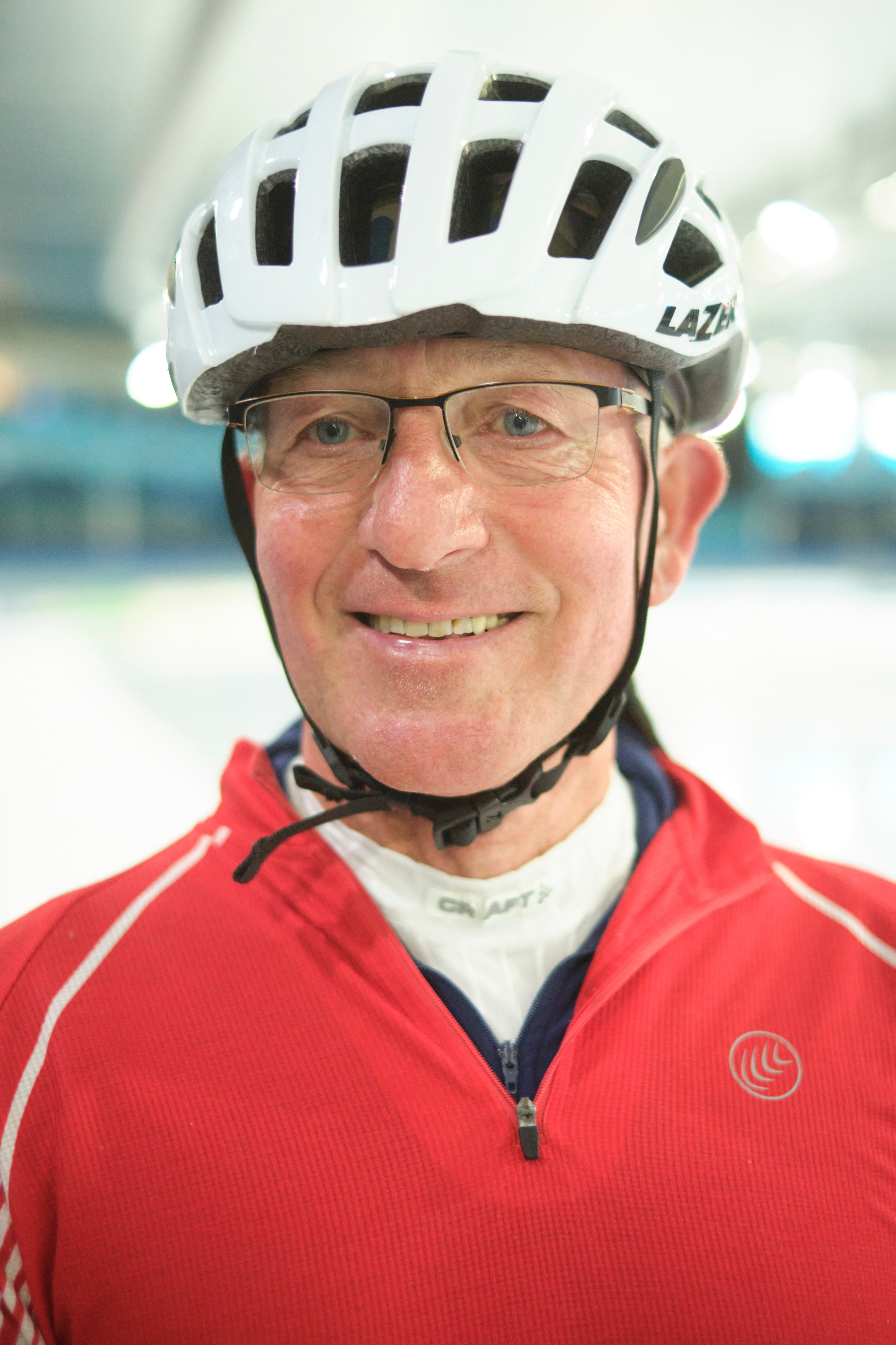 Thialf voert als eerste ijsstadion helmplicht in. ‘Dit hadden ze veel ...
