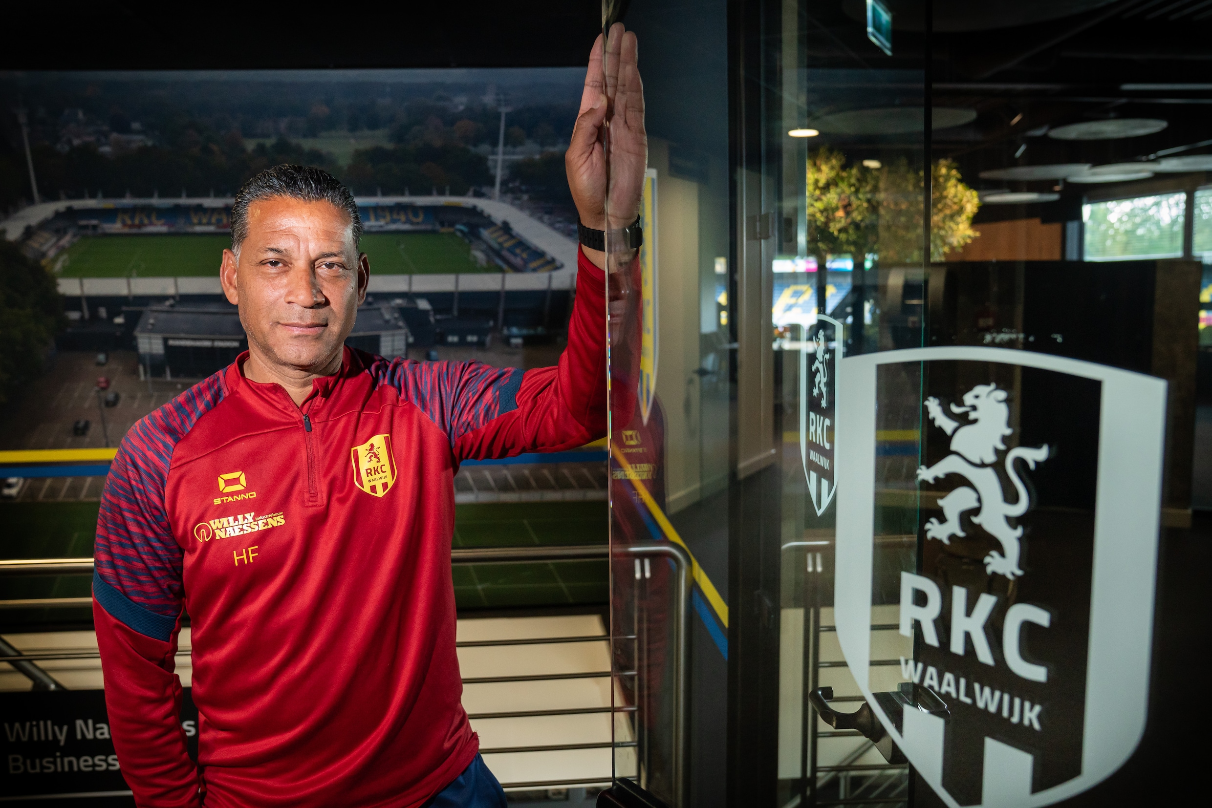 RKC-trainer Henk Fraser over zijn imago: ‘Het beeld dat ik niet meega ...