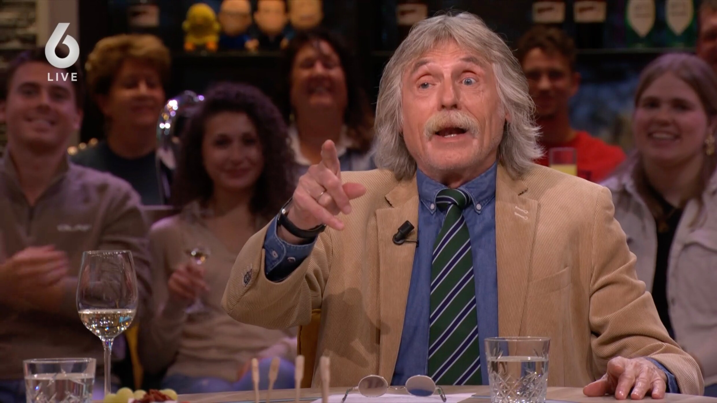 Ik weet niet of ik met de heren van VI moet meeleven of dat ik ze ...