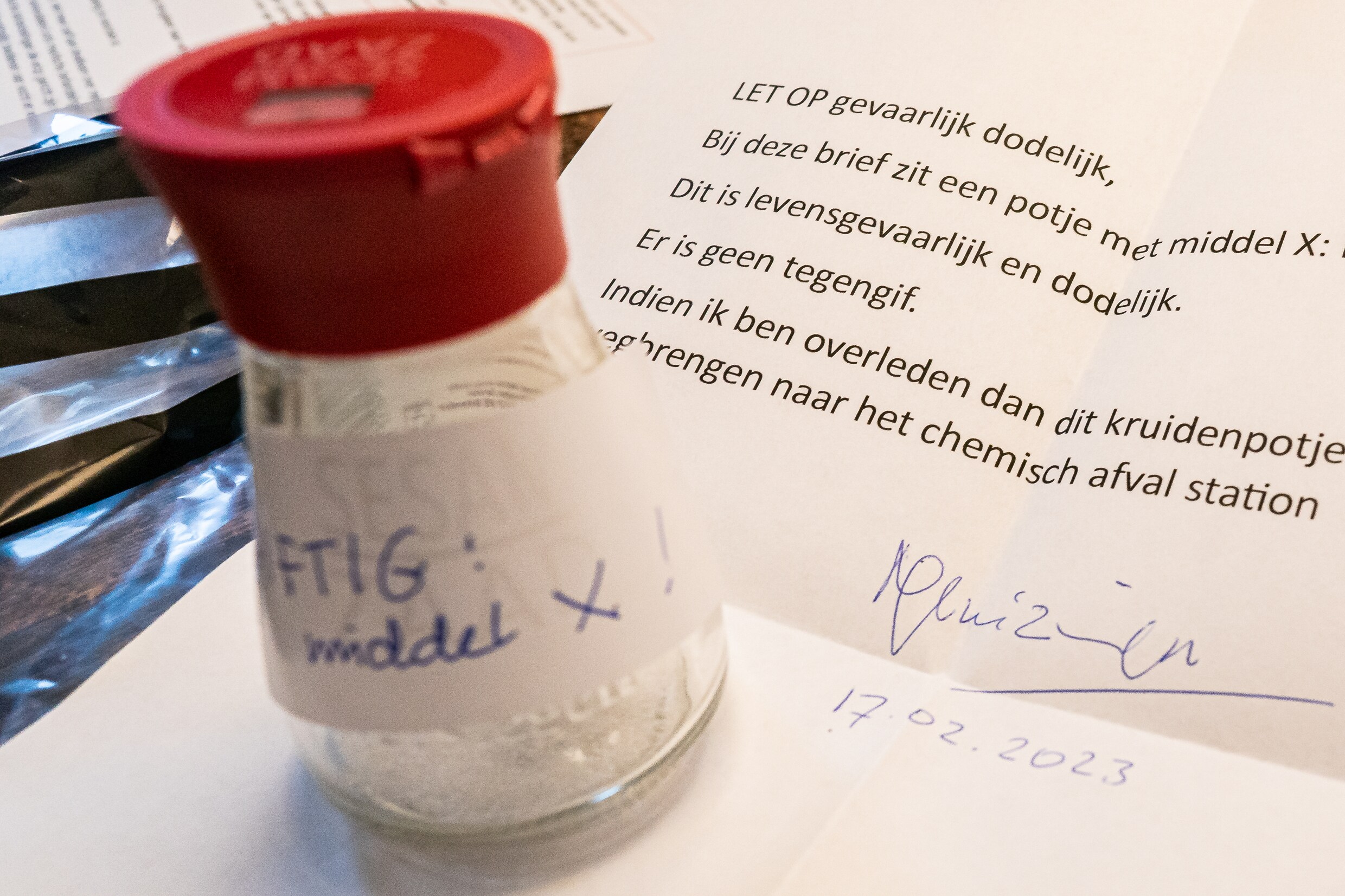 Els Huizinga (80) koos haar dood met middel X. ‘Stervensbuddy’ Hans ...