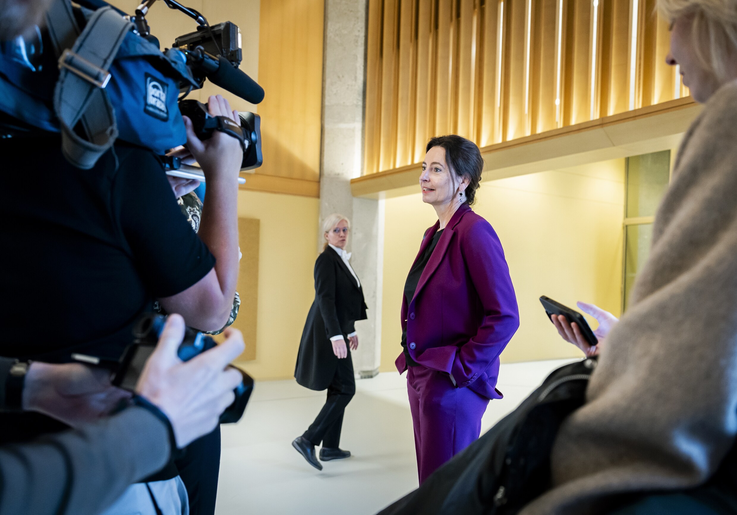 Kamerleden willen dat minister Uitermark meer doet voor bescherming ...