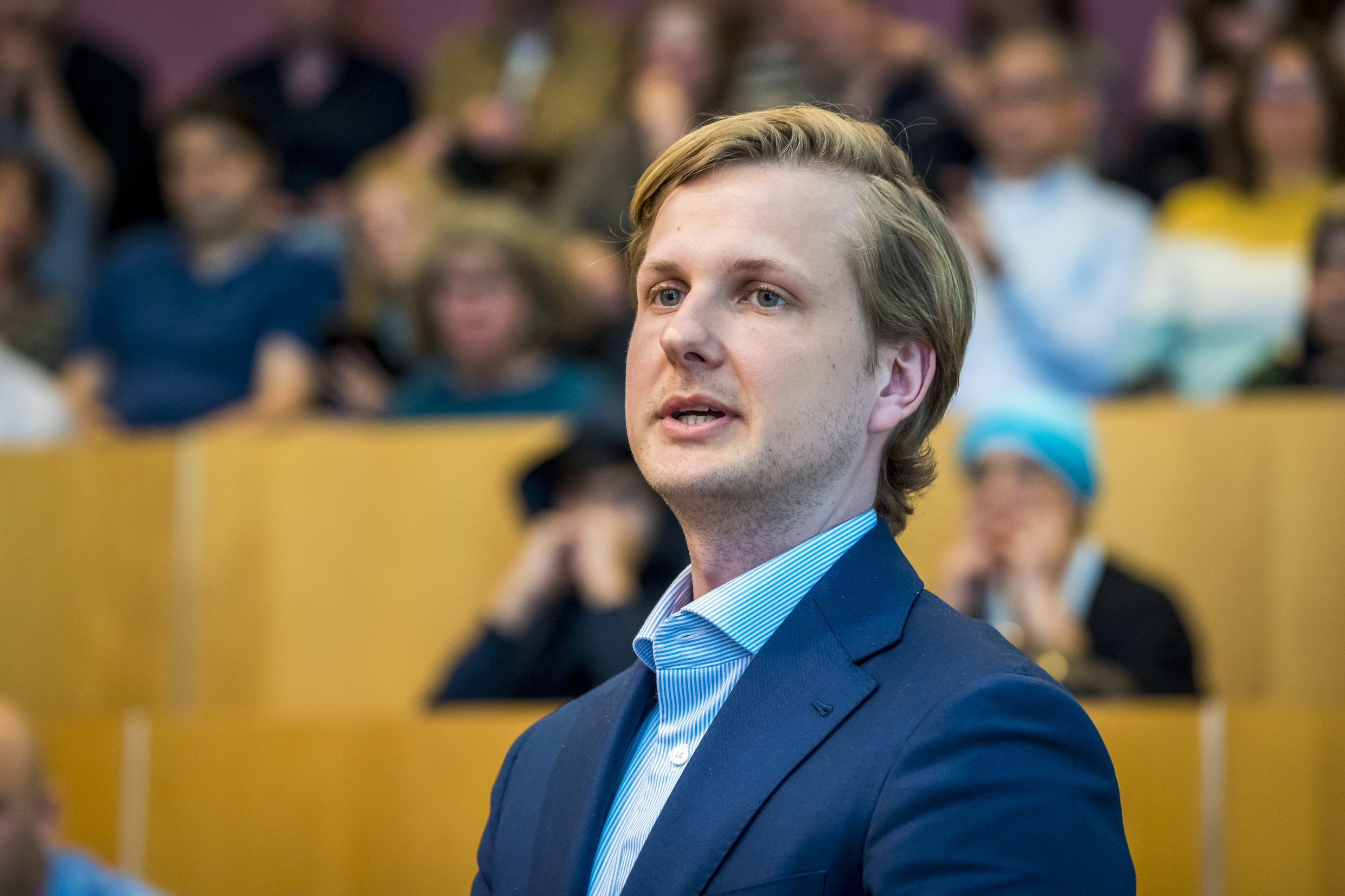 Hoe voorkom je geweld tegen vrouwen? D66 wil in Amsterdam een nieuwe ...