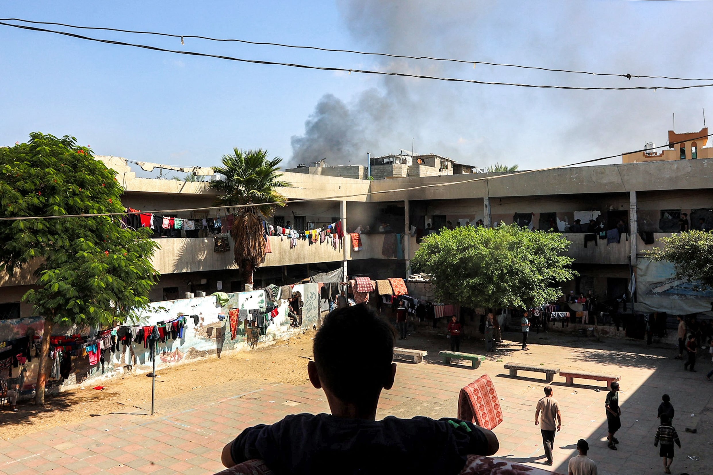 Tienduizenden Palestijnen zitten klem in het noorden van Gaza door ...