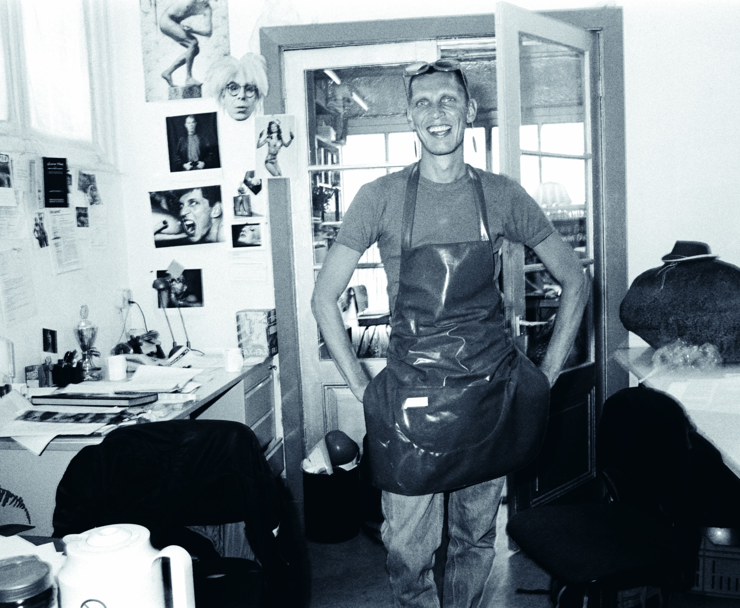 De biografie van Erwin Olaf moest net zo radicaal en eerlijk zijn als ...