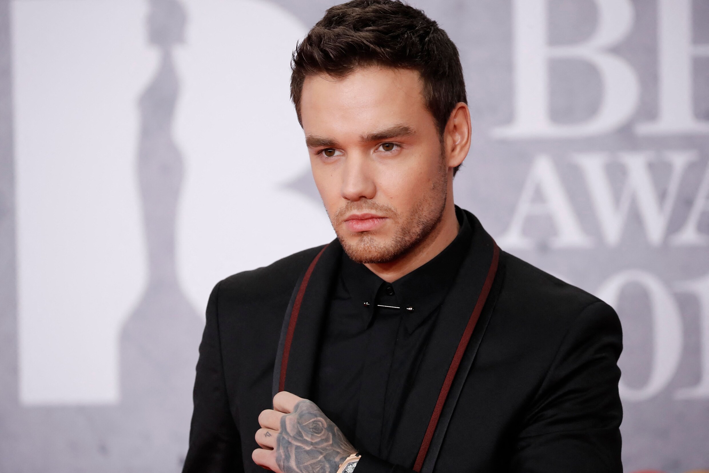 Jonge fans rouwen na dood One Direction-zanger Liam Payne | Trouw