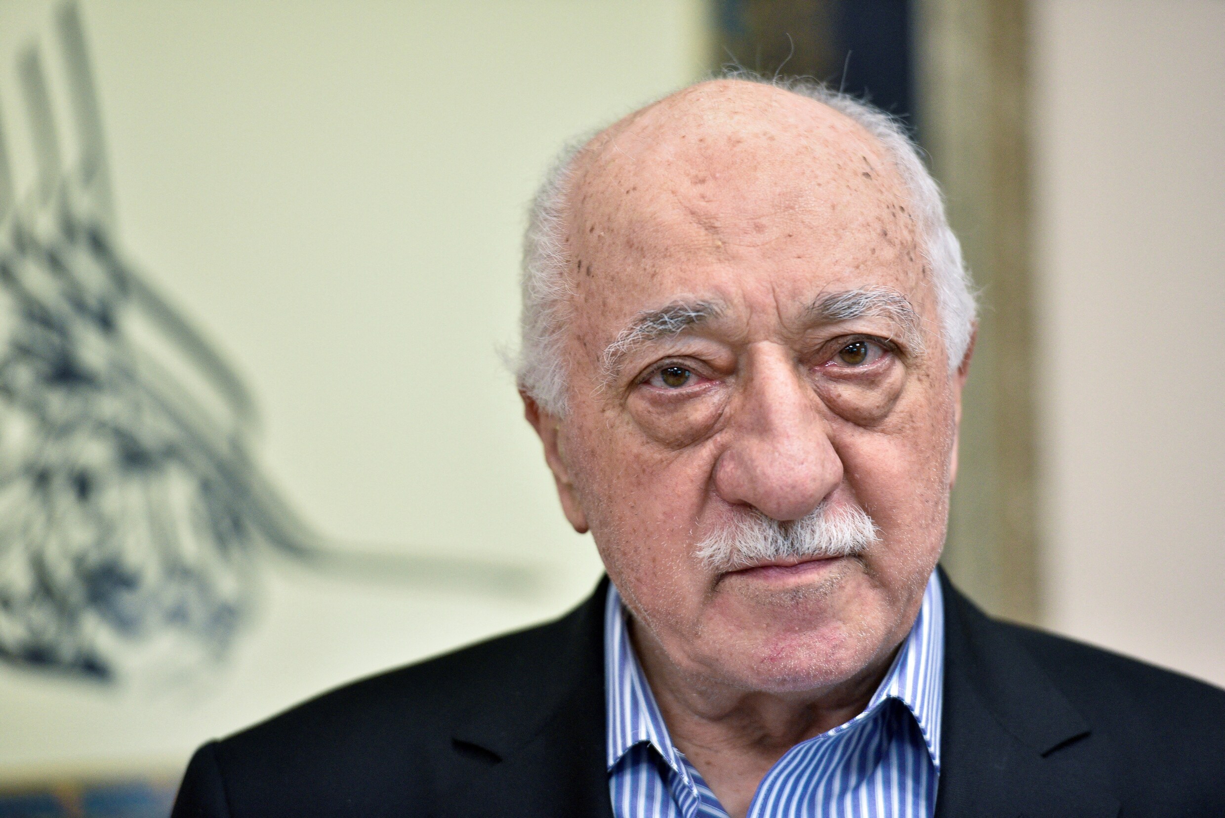 Turkse prediker Gülen overleden: Erdogans vijand en mystiek figuur | Trouw