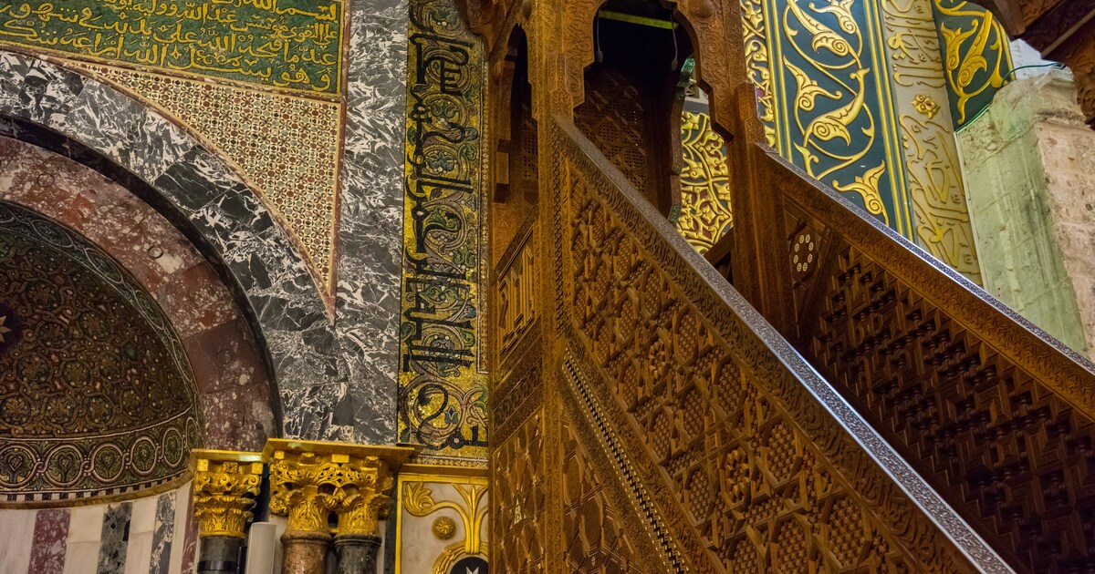 De Rotskoepel: een politieke en religieuze brandhaard, maar ook een ...