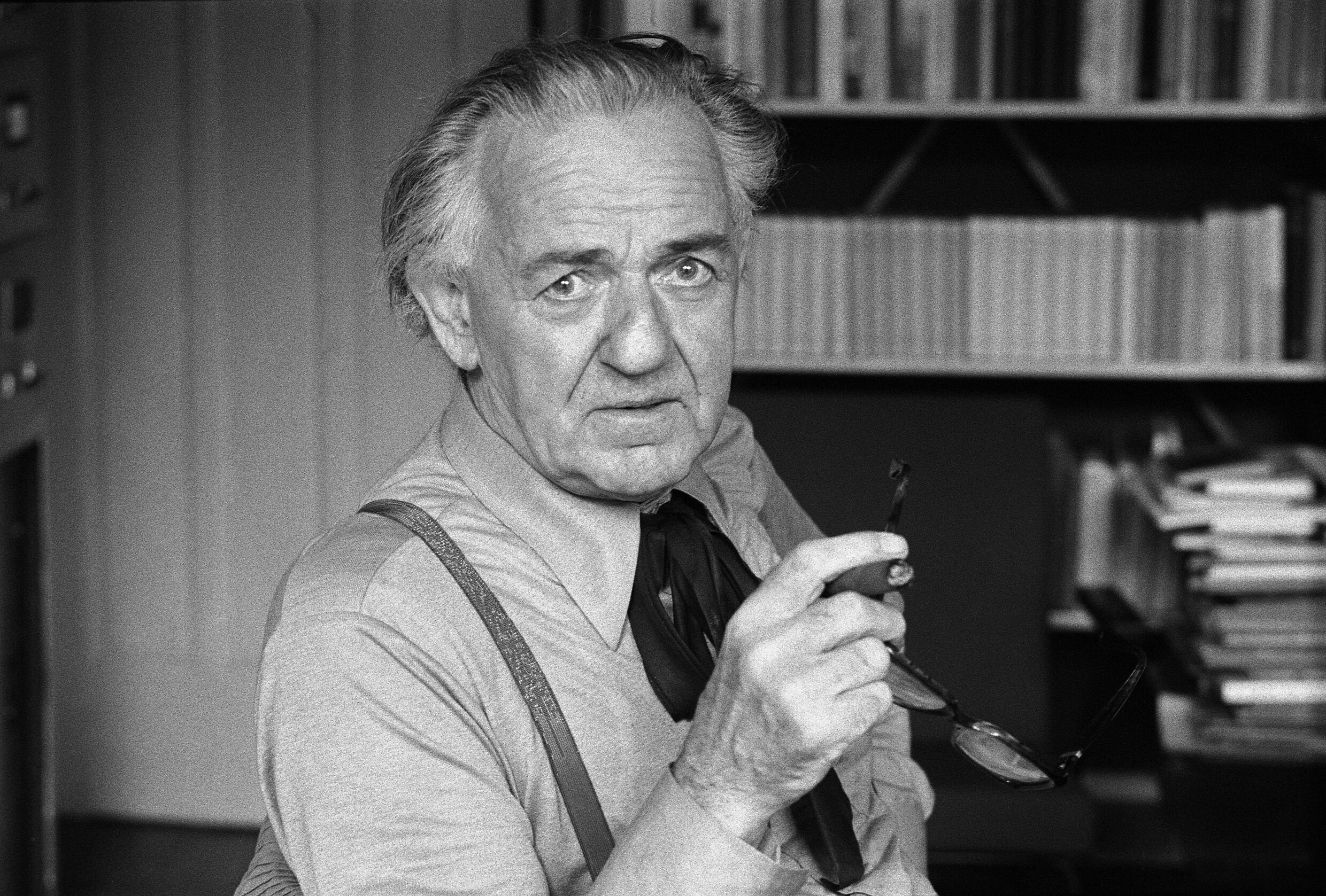 Recensie: Jeroen Brouwers en Geert van Oorschot schreven elkaar ...