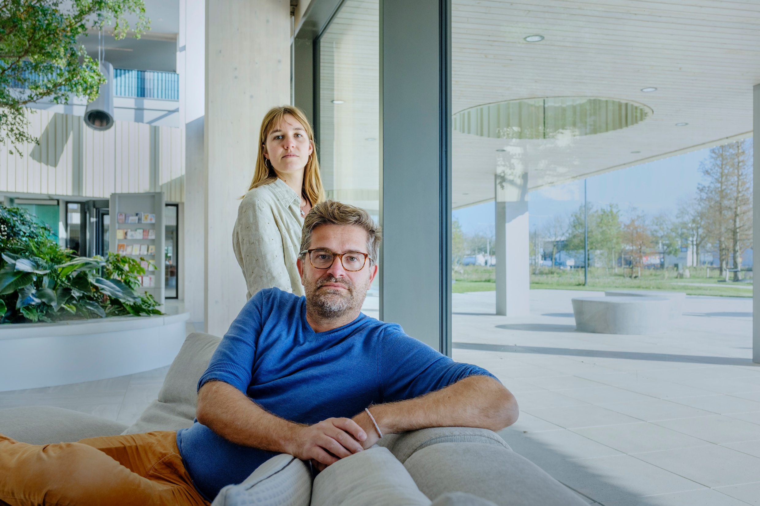 Nieuwe vredesbeweging staat op tegen westerse oorlogstaal. ‘Geweld is ...