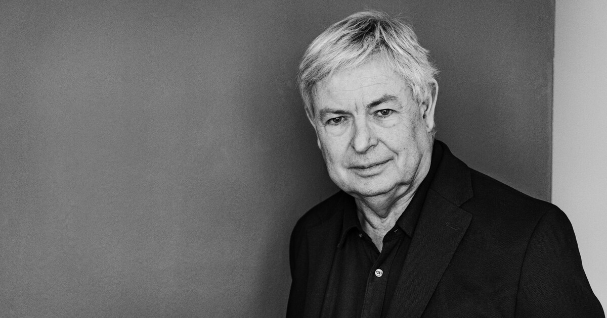 Schrijver Jonathan Coe: ‘24 uur in de rij voor koningin Elizabeth? Mij ...