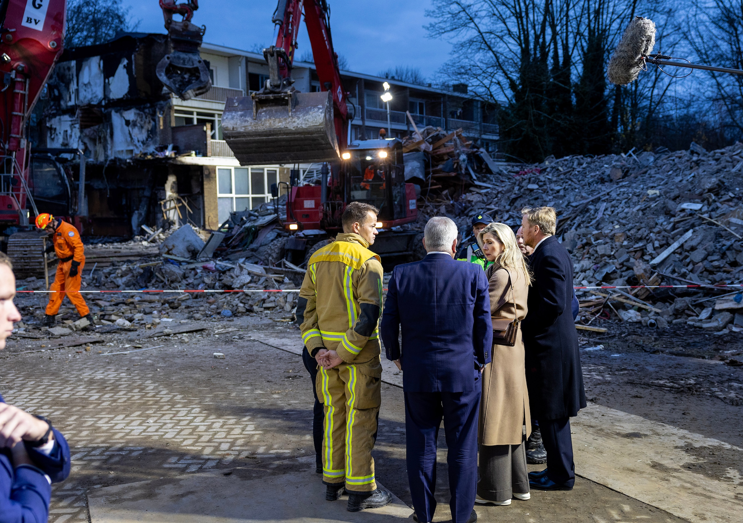 Live explosie Den Haag: Gebied Tarwekamp wordt vuurwerkvrije zone na ... Live explosie Den Haag: Gebied Tarwekamp wordt vuurwerkvrije zone na ...