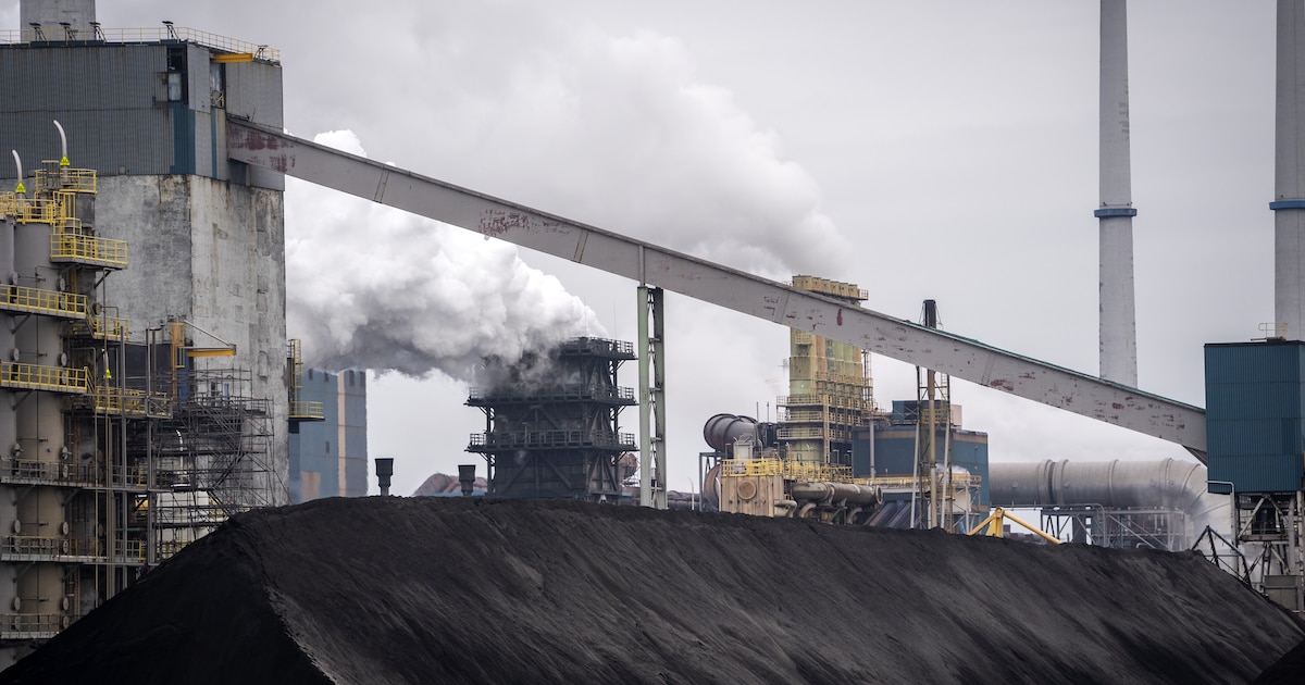 Hoge boetes dreigen voor Tata Steel om uitstoot van schadelijke stoffen ...