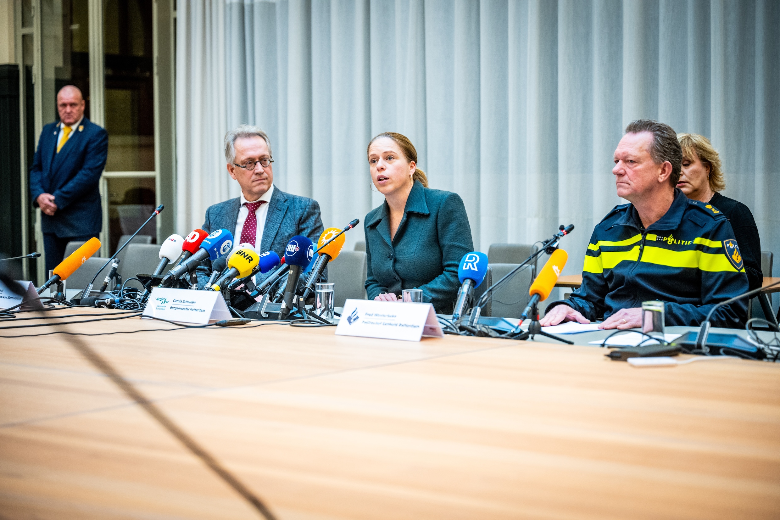 Politie controleerde verdachte van schietpartijen Rotterdam al eerder ...