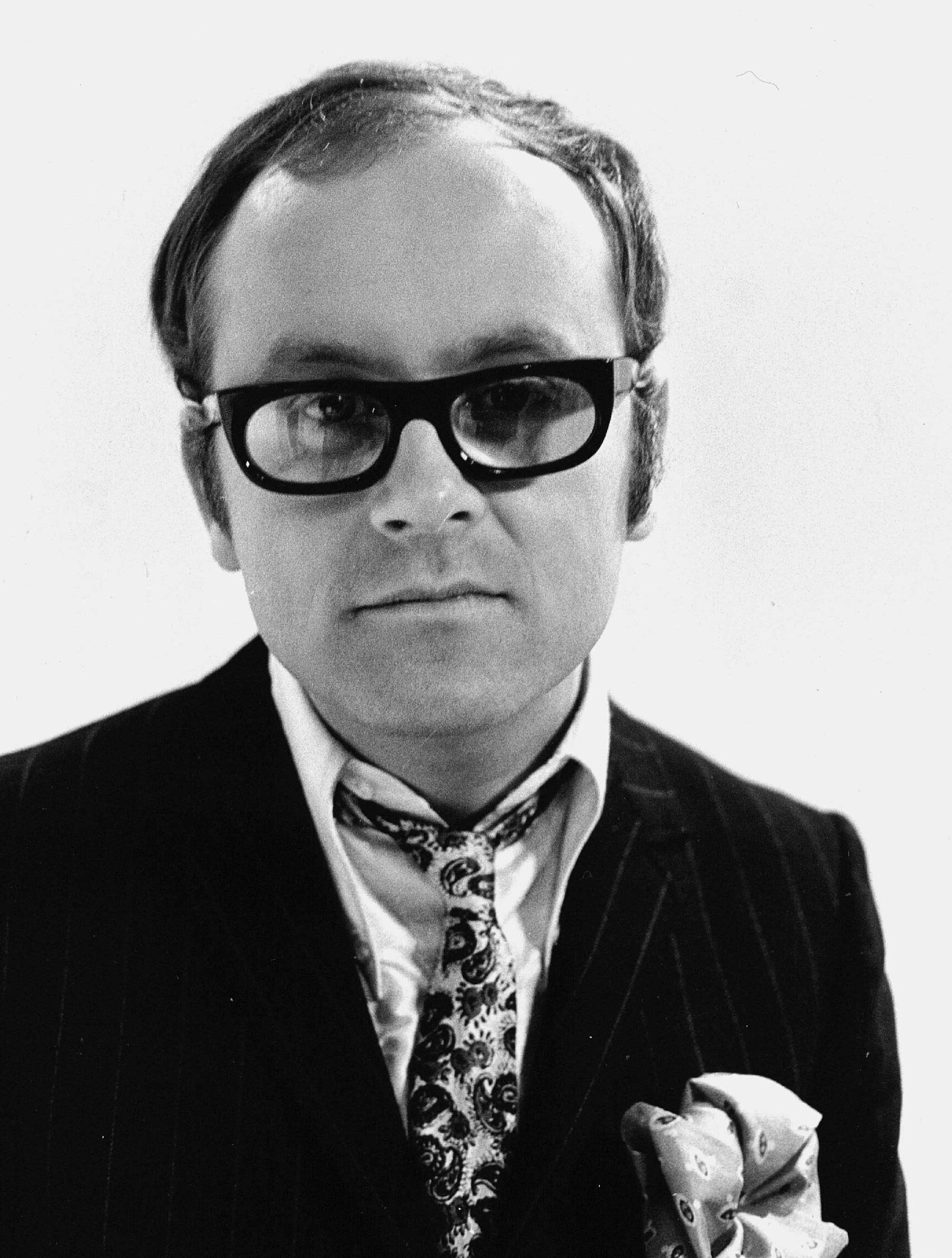 Willem van Kooten (83), alias radio-dj Joost den Draaijer ...