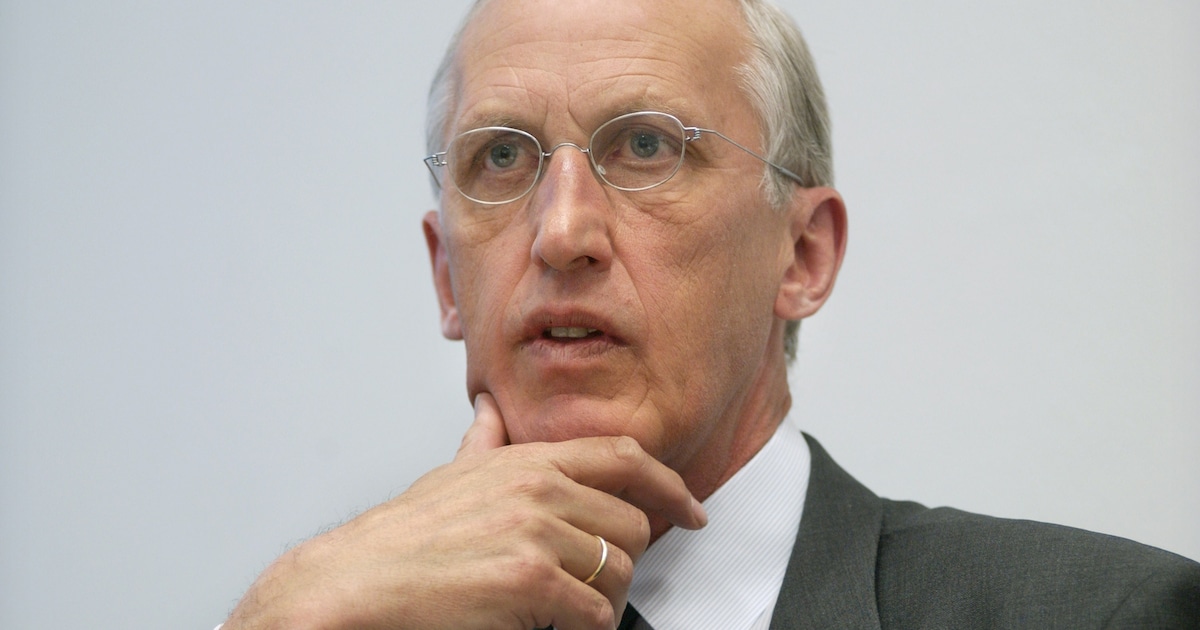 Rein Jan Hoekstra (1941-2025) was jarenlang de ‘meest invloedrijke’ man ...