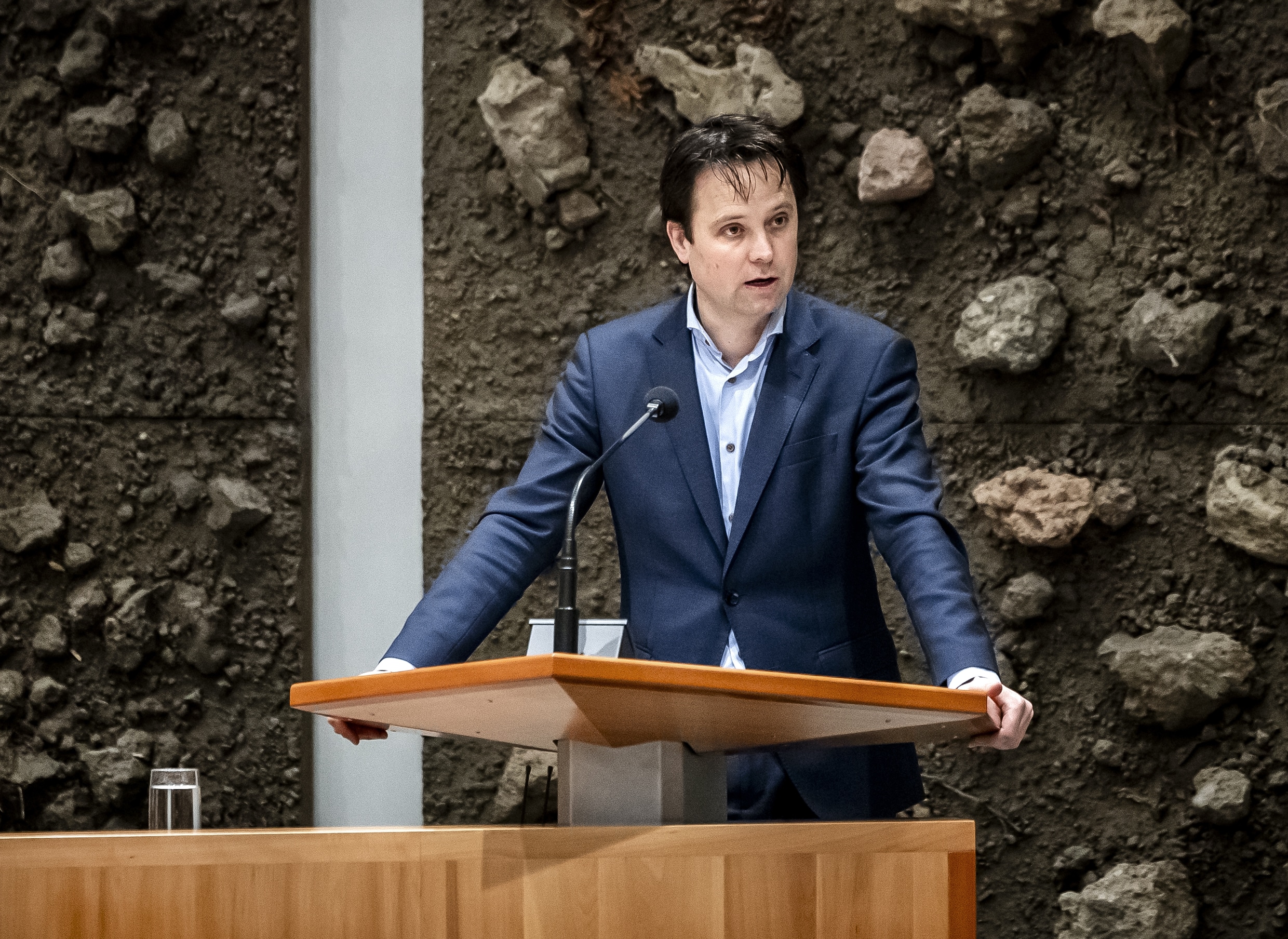 Vluchtelingenwerk, XR, demonstratierecht: kabinet-Schoof zet middenveld ...