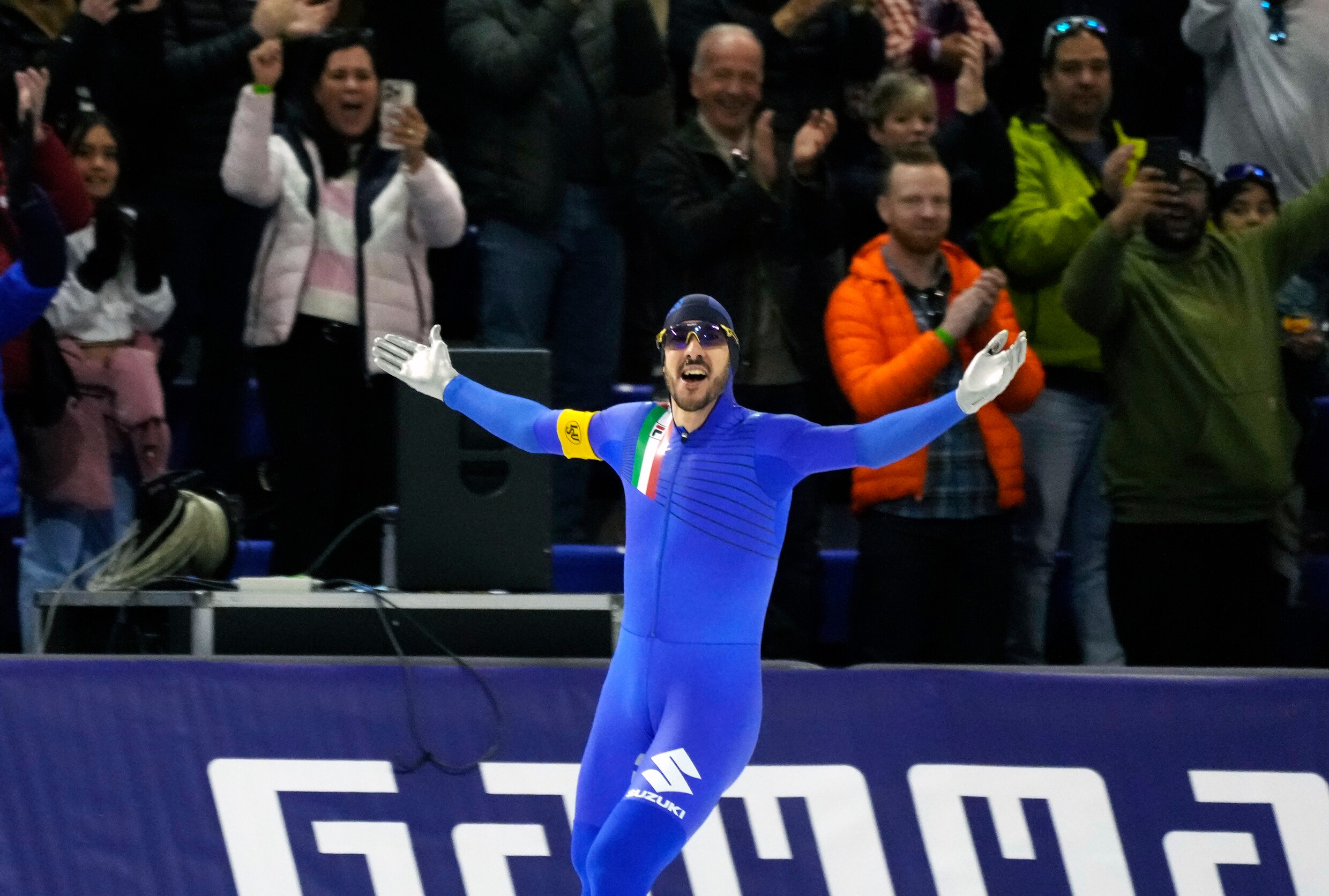 Met zijn wereldrecord laat Davide Ghiotto zien wie de baas is op de 10 ...