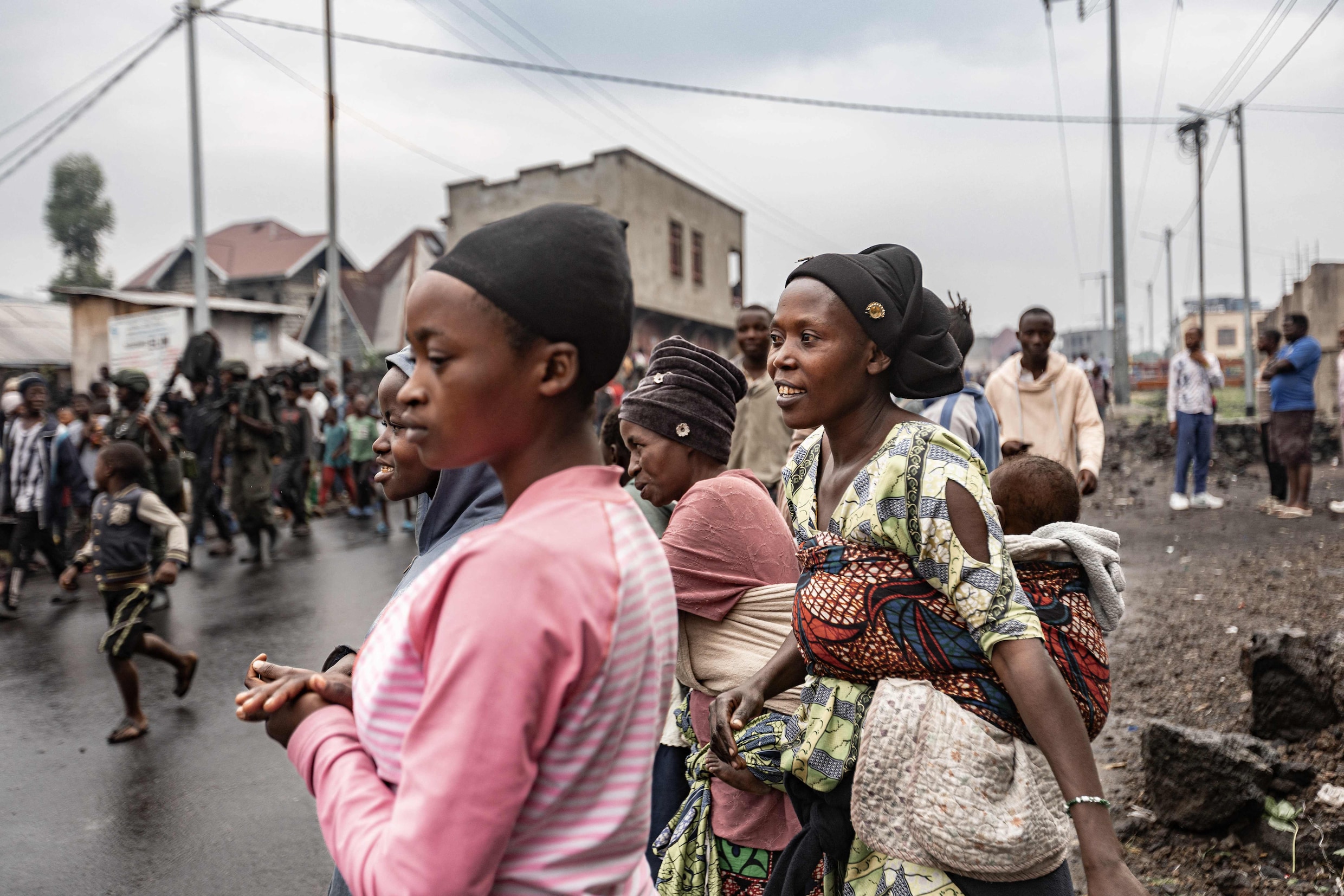 Rebellen vallen met steun van Rwanda Congolese stad binnen en dat wordt ...