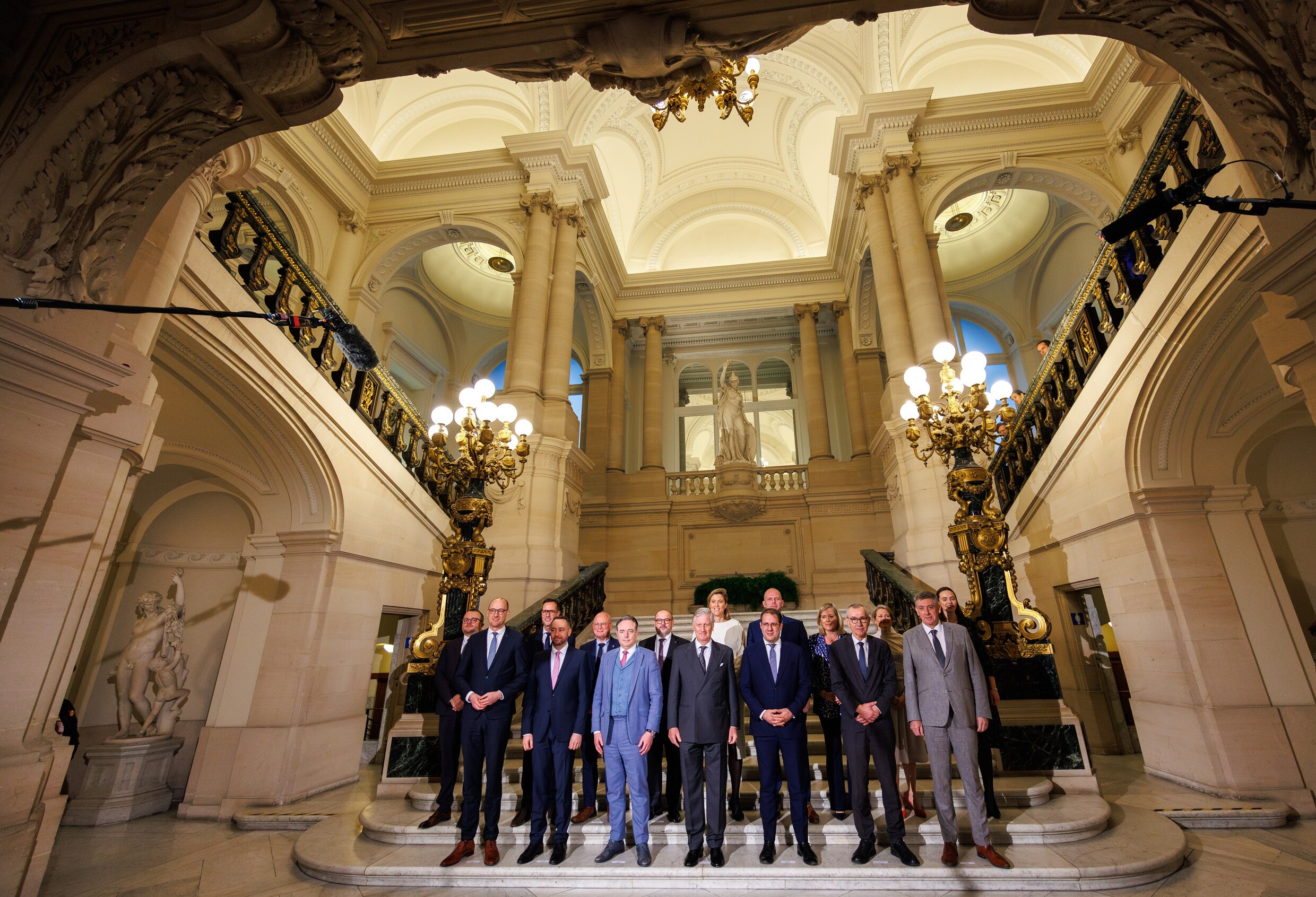 Zij (27) is de opvallendste minister in Belgiës nieuwe kabinet | Trouw