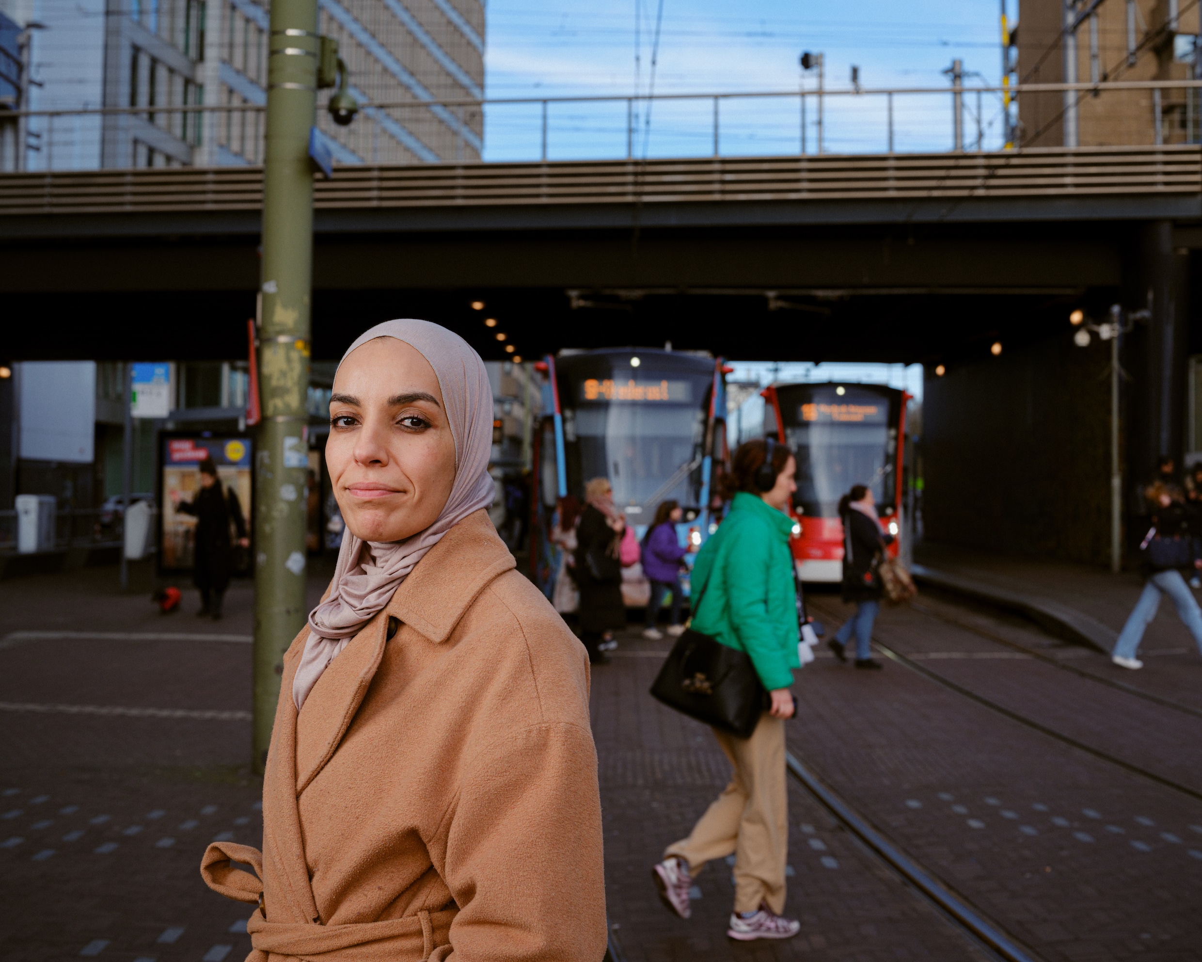 We zijn niet meer nieuwsgierig naar elkaar, ziet Laila Ait Baali ...