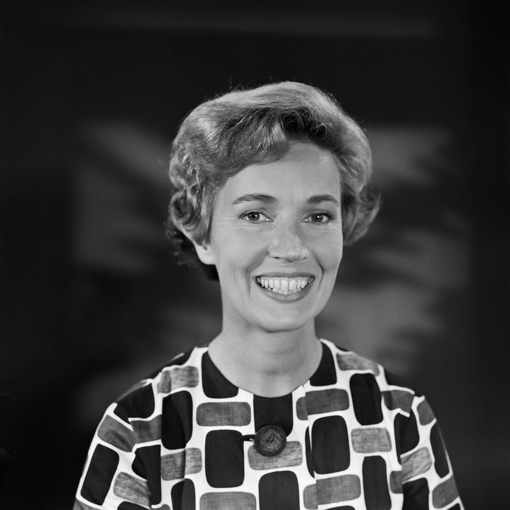 Niet alleen Dieuwertje Blok, ook andere omroepsters moesten de ...