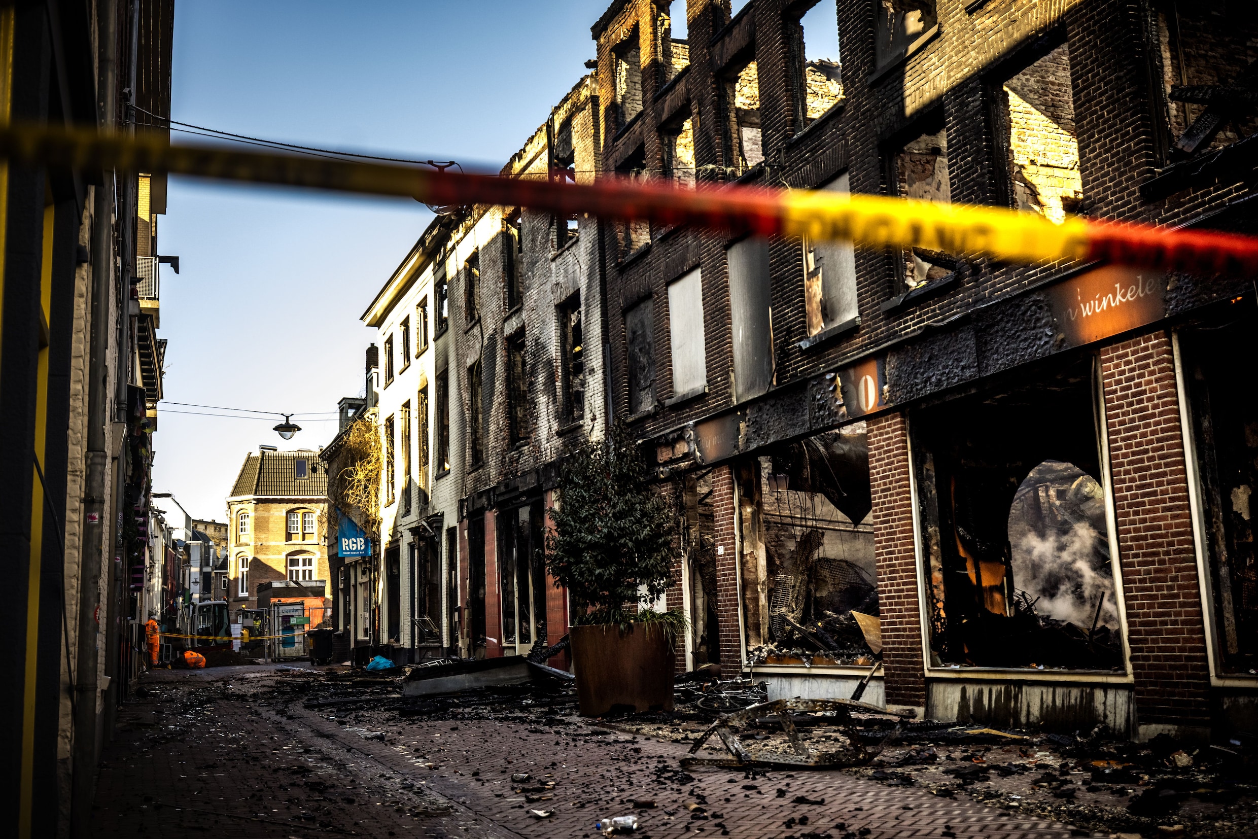 25 winkels en woningen verwoest door vuurzee in historische centrum Arnhem | Trouw