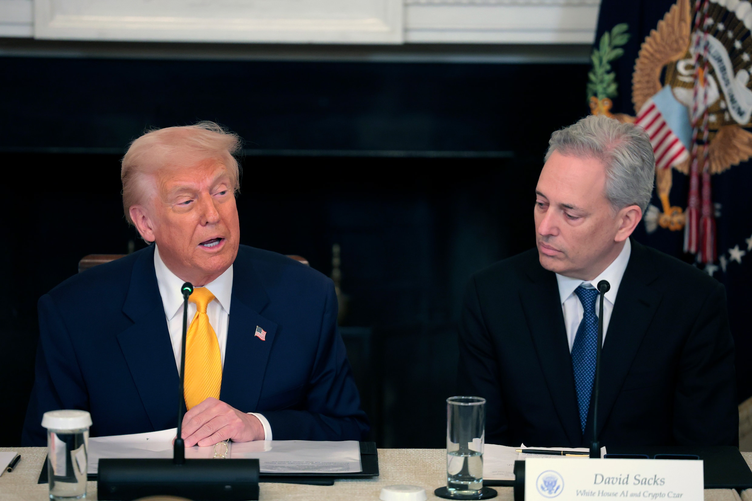 Trump draagt Amerikaanse overheid op om bitcoins en andere crypto’s te ...