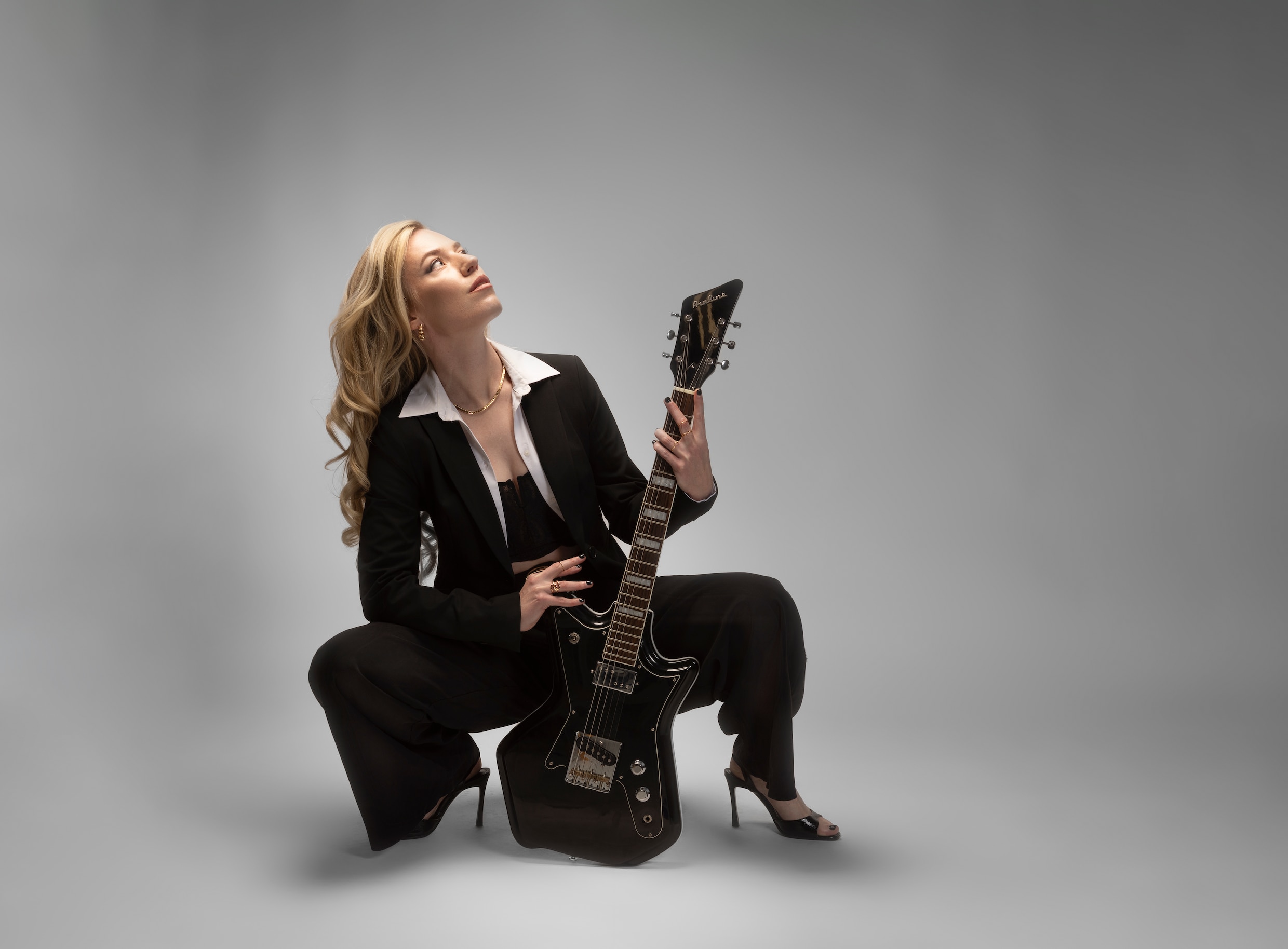 Zangeres Lov3less schreef zichzelf uit een emotionele burn-out: ‘Kop op ...