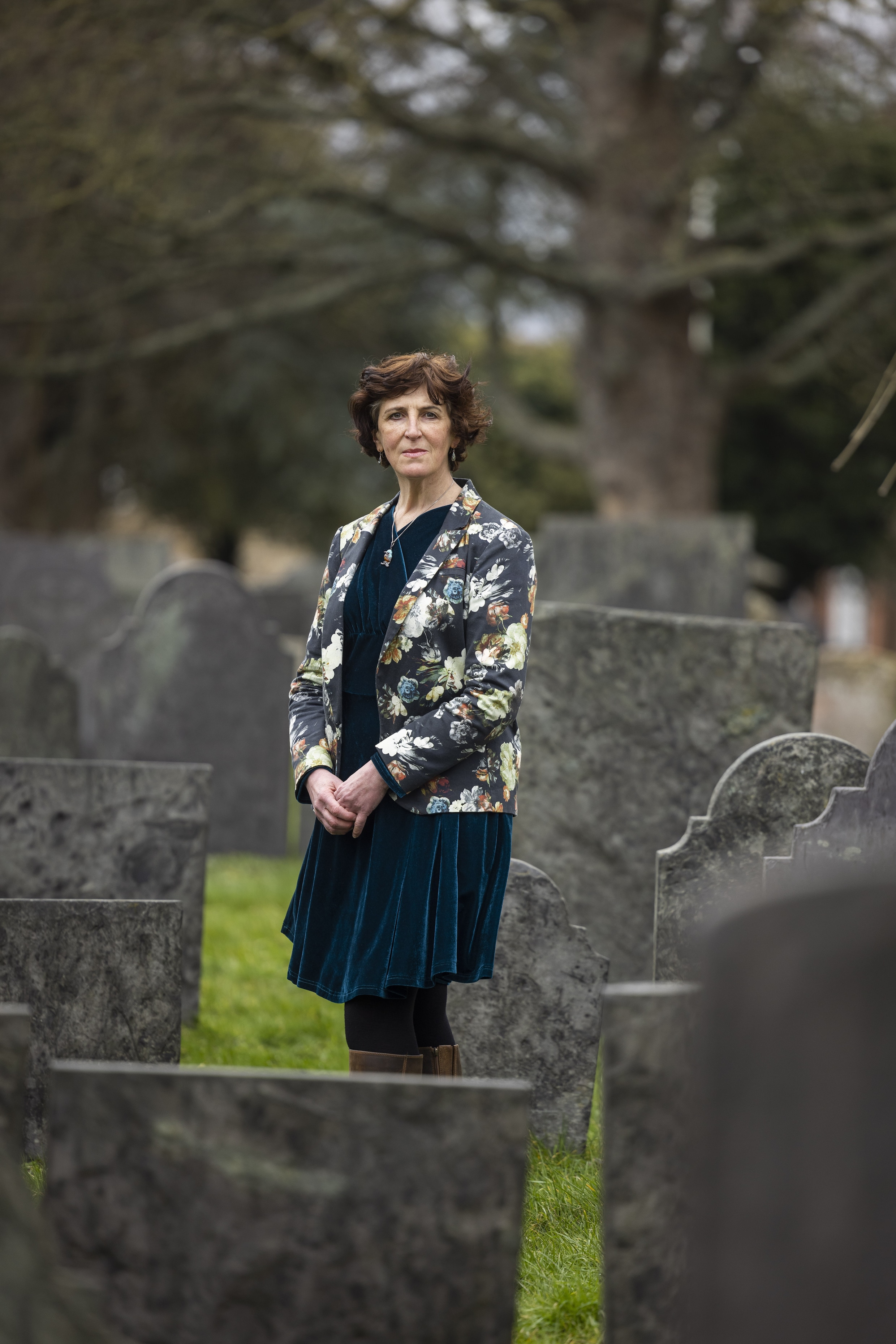 Hoogleraar archeologie Sarah Tarlow: ‘De ziekte van mijn partner bracht ...