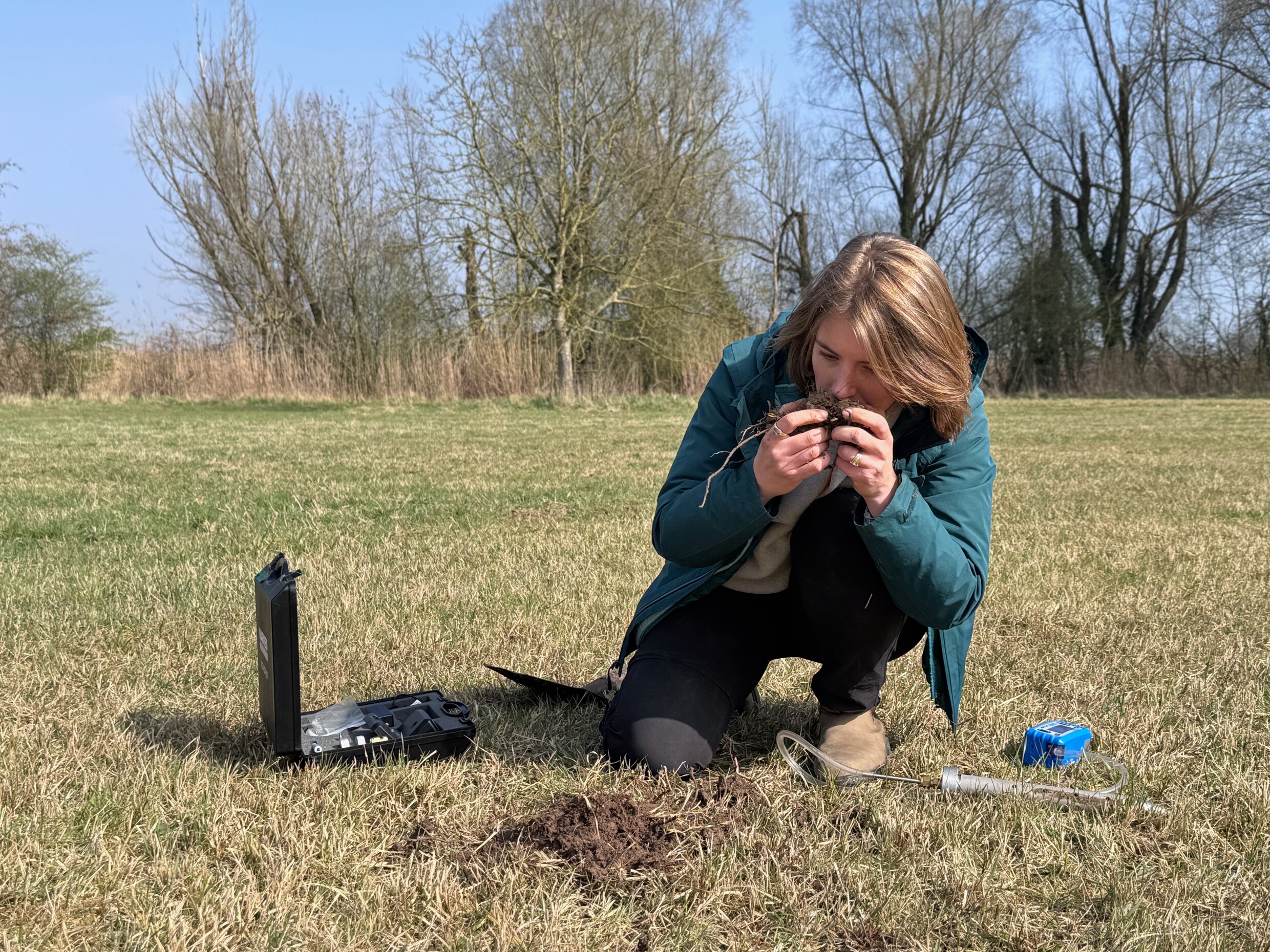 Vroeger rook de boer aan de grond: nu neemt een elektronische neus het ...